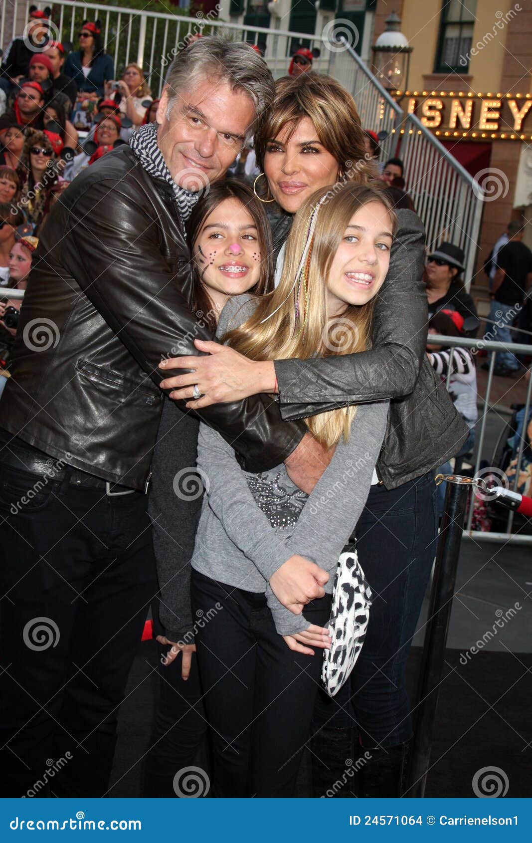 Harry Hamlin,Lisa Rinna editorial stock image. Image of stranger - 24571064