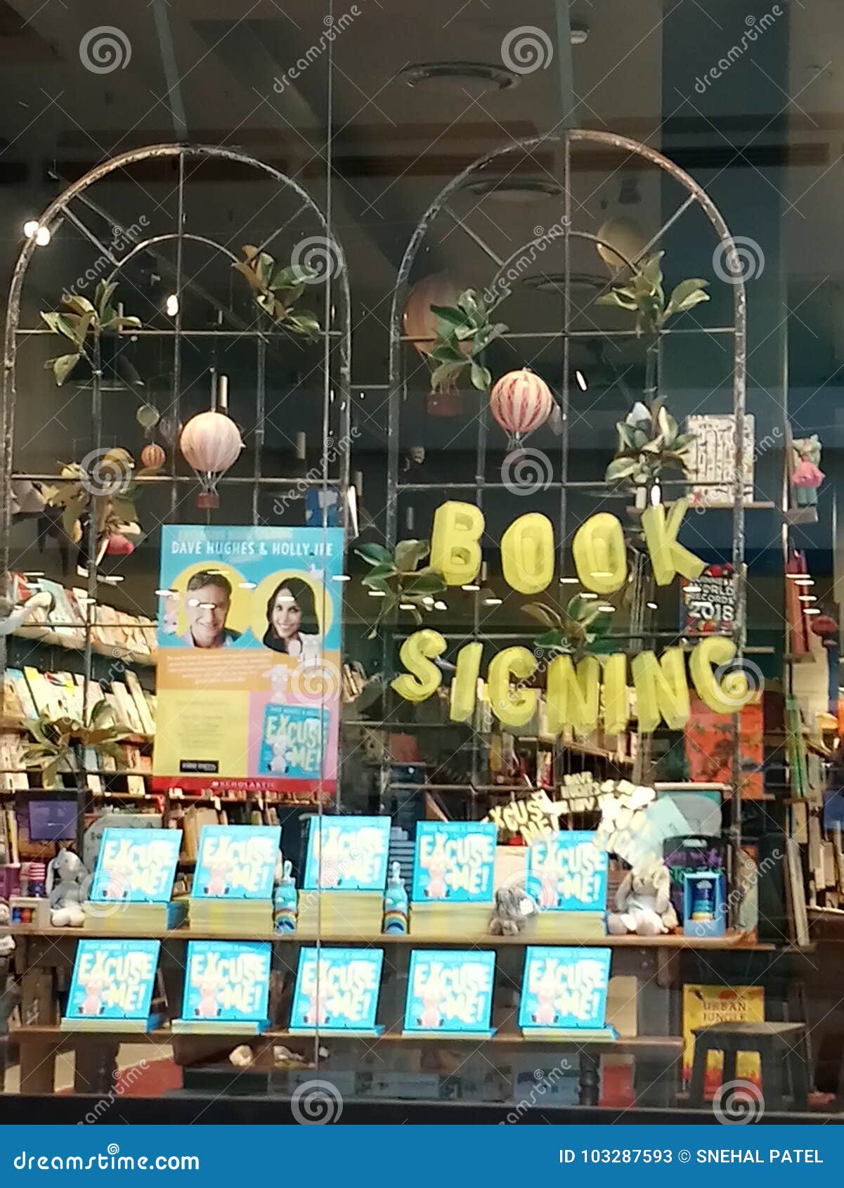 HARRY HARTOG photo stock éditorial. Image of signature - 103287593