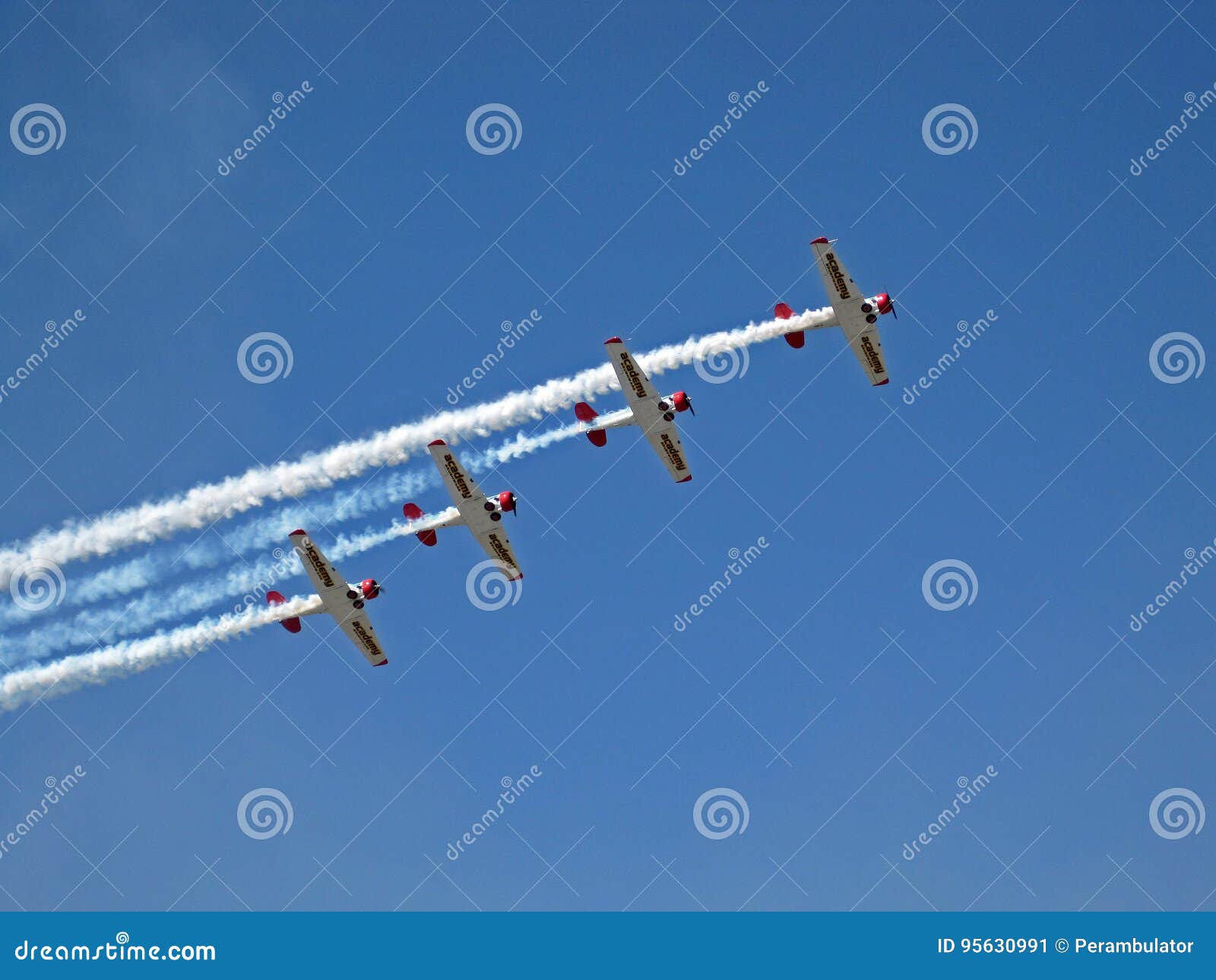 HARVARD AEROBATIC TEAM FORMATION Editorial Photo - Image of harvards ...