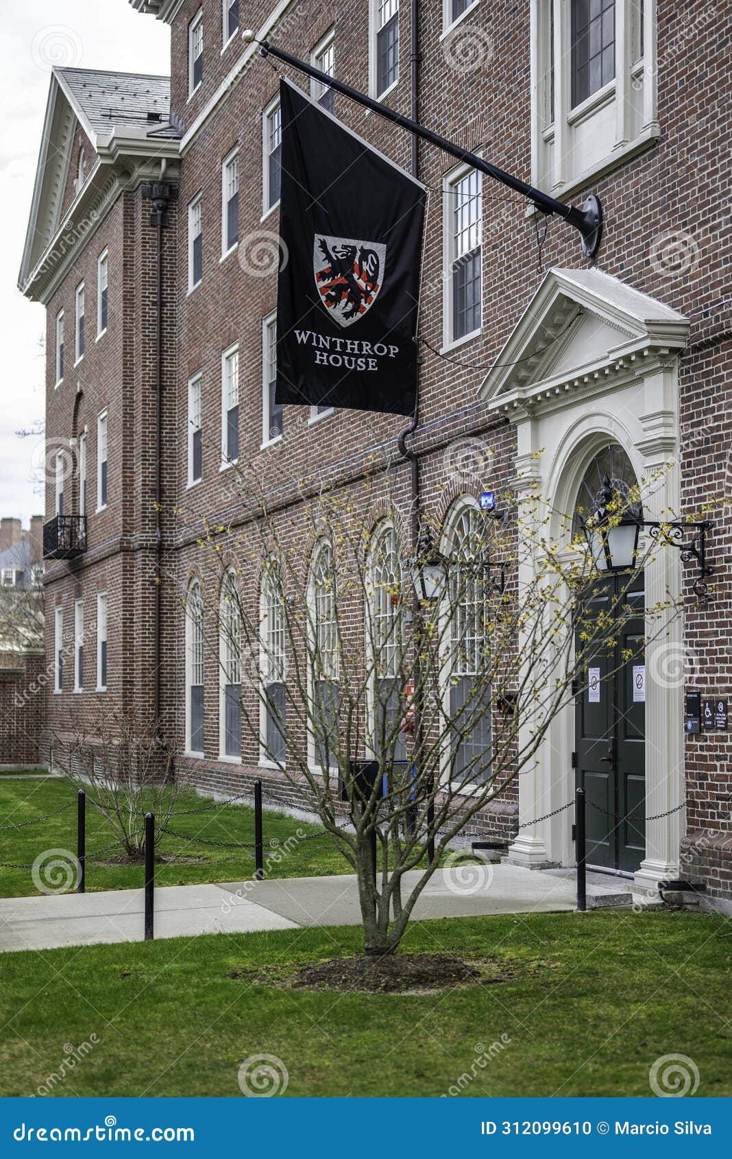 Harvard University editorial image. Image of sightseeing - 312099610