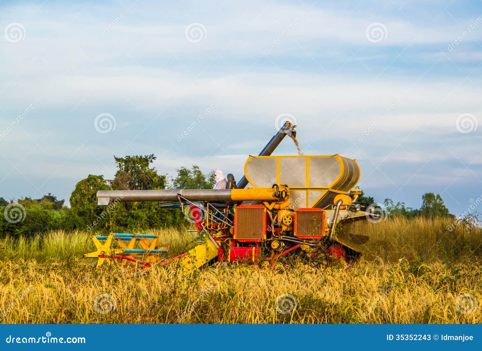 Harvest vehicle stock image. Image of harvest, machinery - 35352243