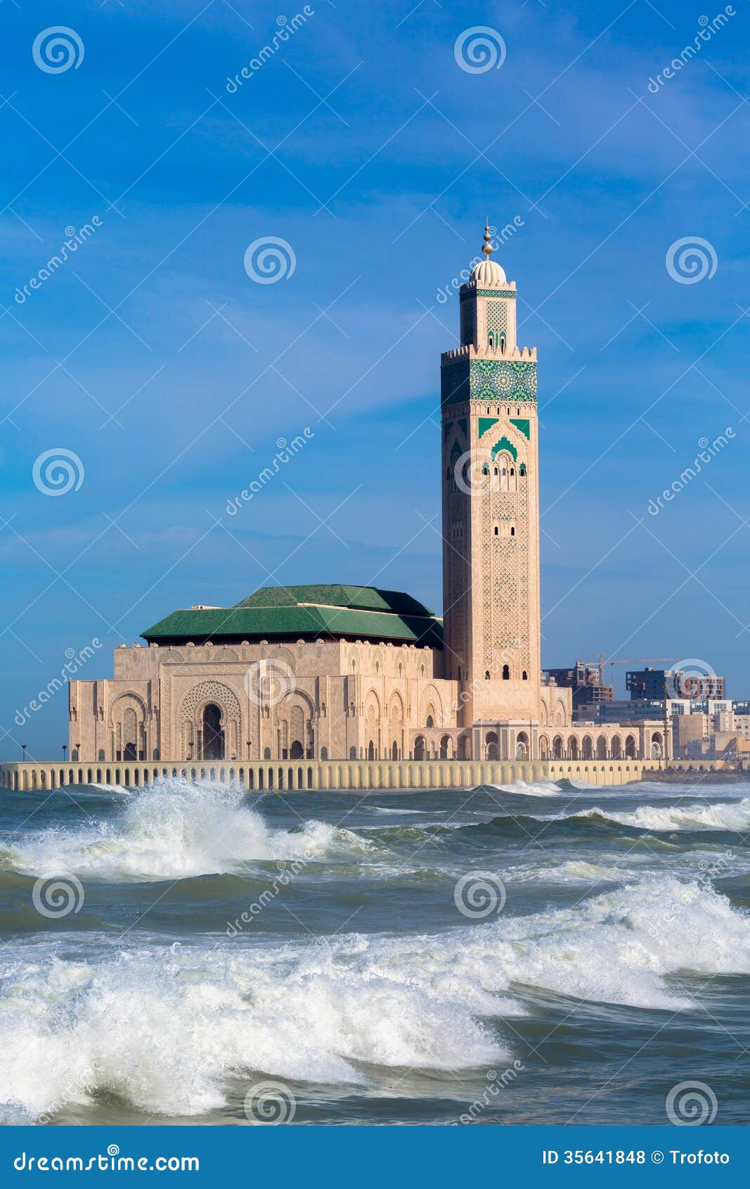 Hassan II Moskee in Casablanca. Marokko Stock Foto - Image of deur ...