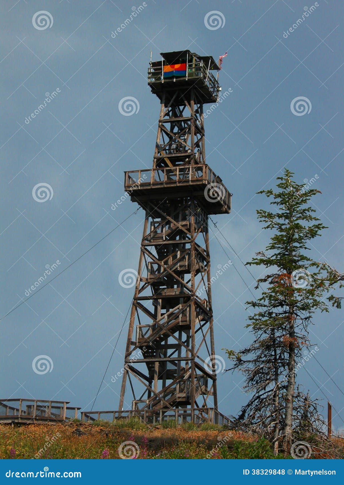 Hat Point Fire Lookout stock photo. Image of forest, outdoors - 38329848