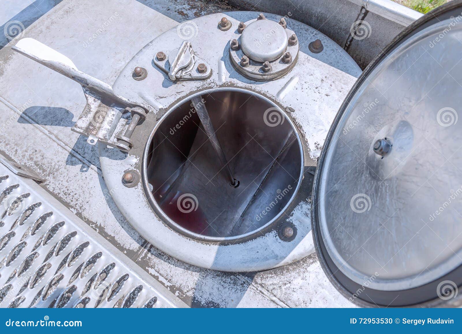 Hatch tanker fuel stock photo. Image of metal, place - 72953530