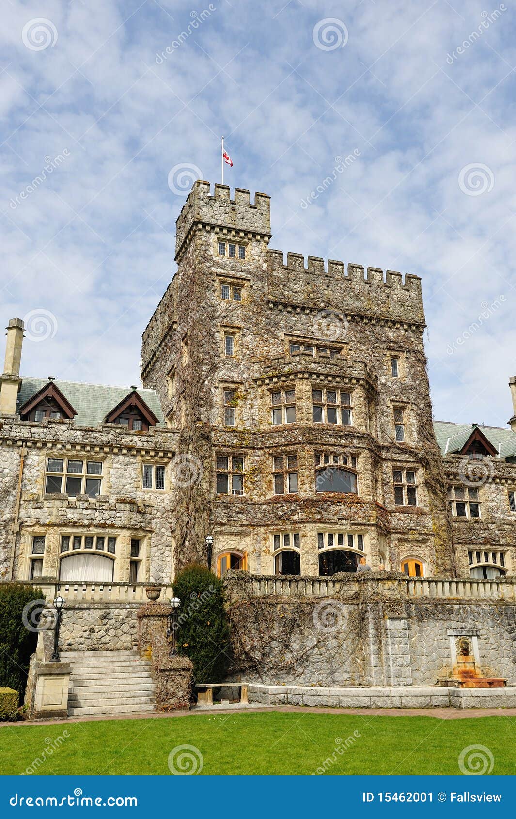 Hatley castle stock image. Image of canadian, castle - 15462001