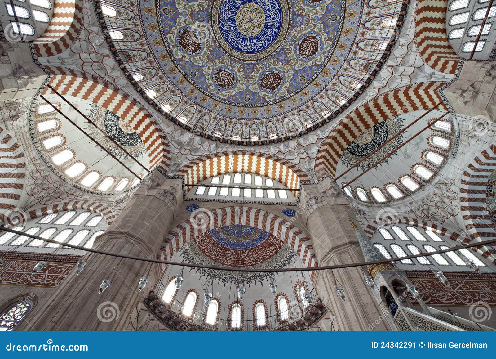 Haubemuster Der Selimiye Moschee Stockbild - Bild von arabisch ...