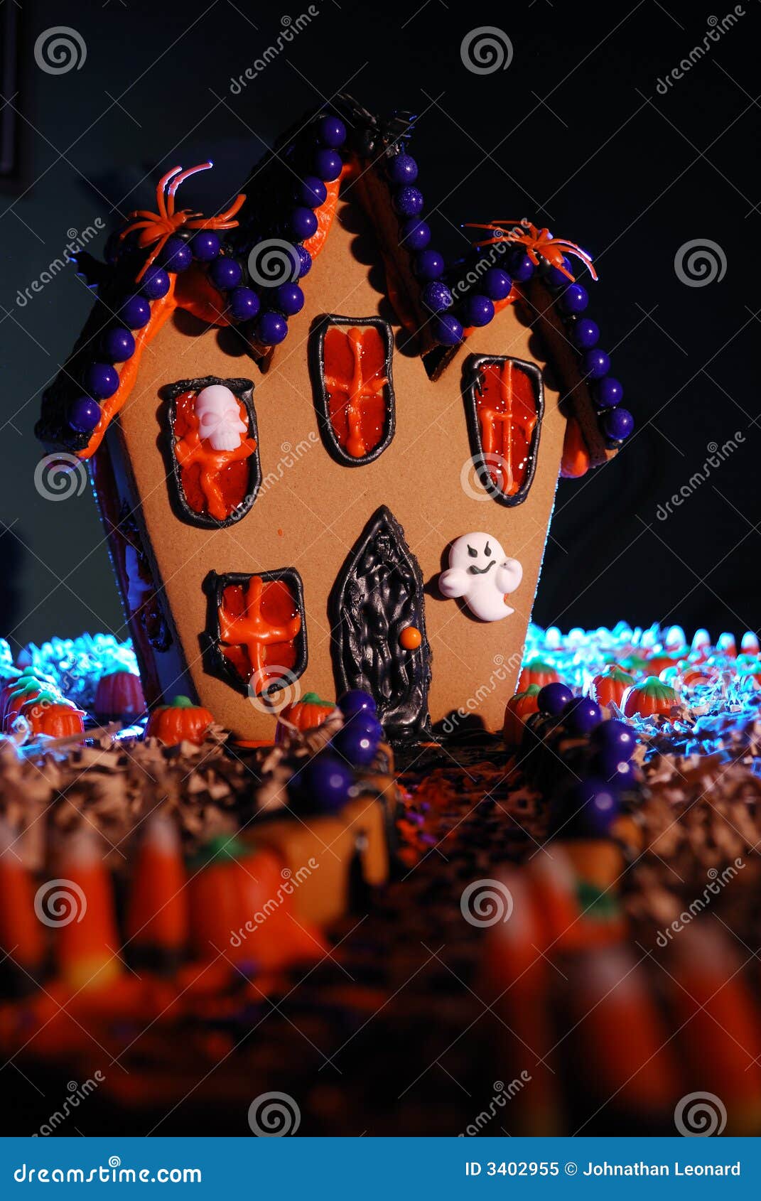 Haunted Ginger Bread House stock image. Image of halloween - 3402955