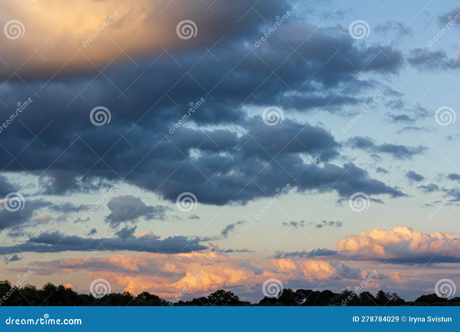 A Haunting Stormy Sky. Cloudy Clouds in the Setting Sun Stock Image ...