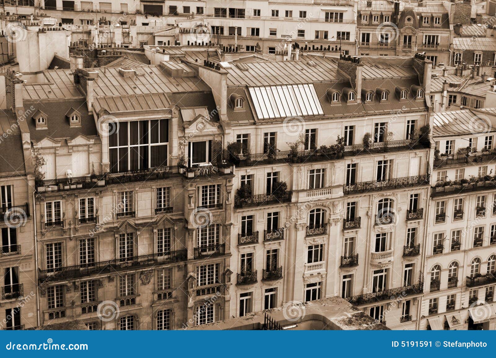 Haussman Buildings in Paris Stock Image - Image of balcony, close: 5191591