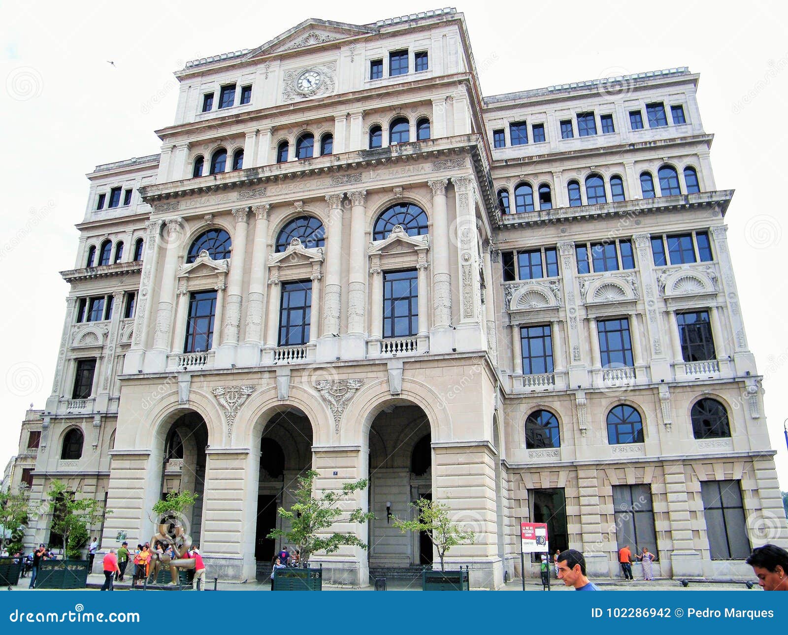 Havana editorial photography. Image of square, oldhavana - 102286942