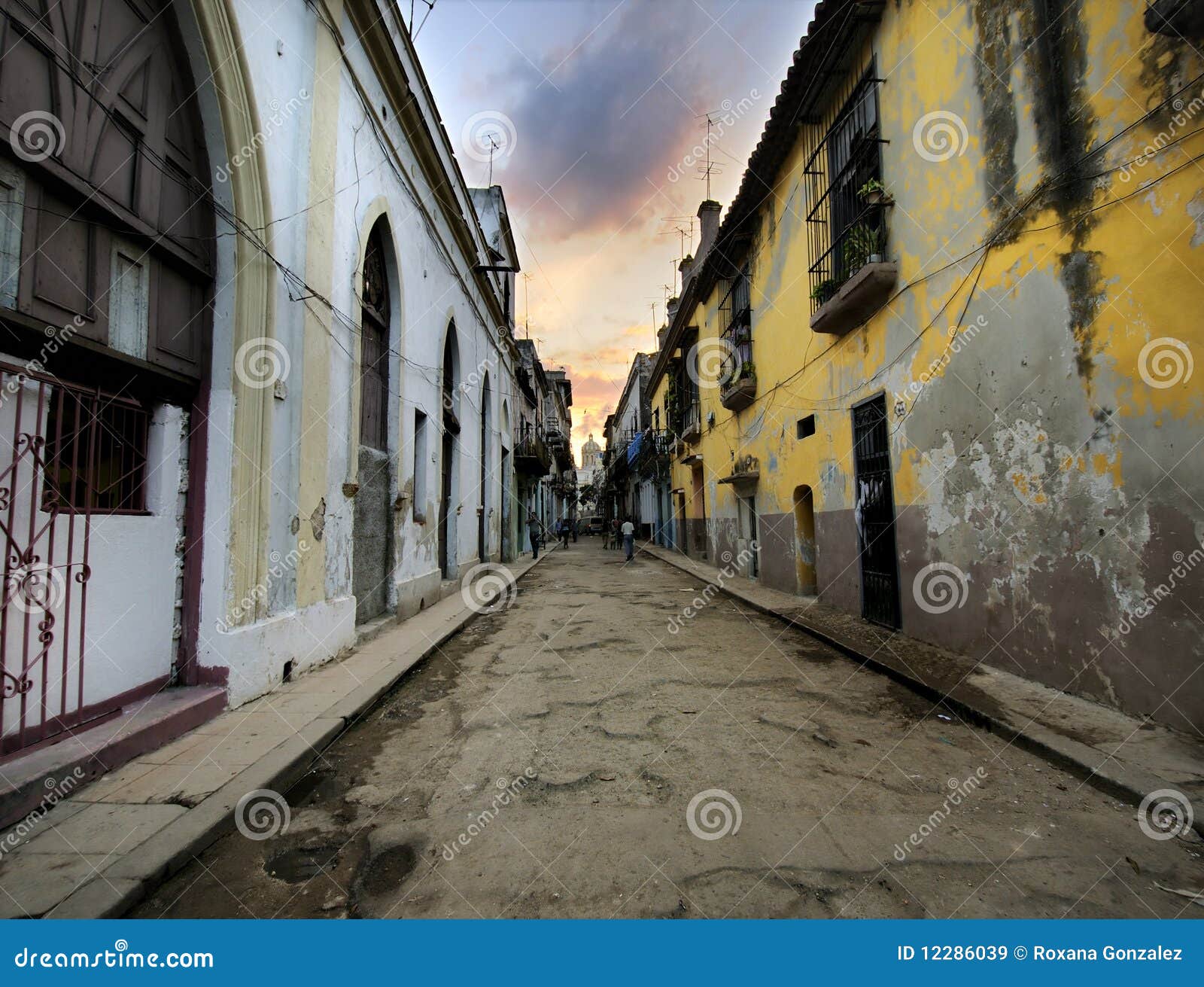 Havana Street with Eroded Buildings Stock Image - Image of background ...