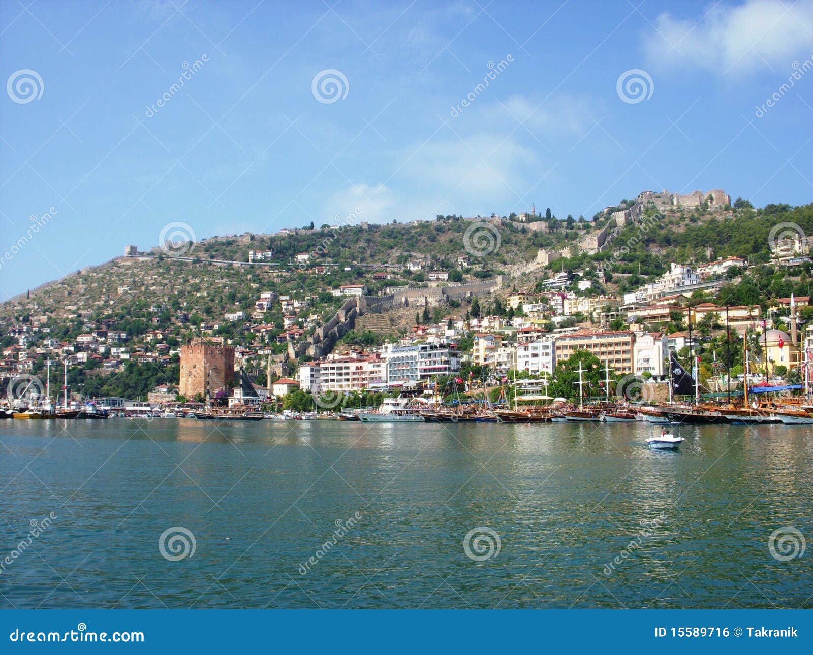 Haven in Alanya, Turkije stock foto. Image of huis, muur - 15589716
