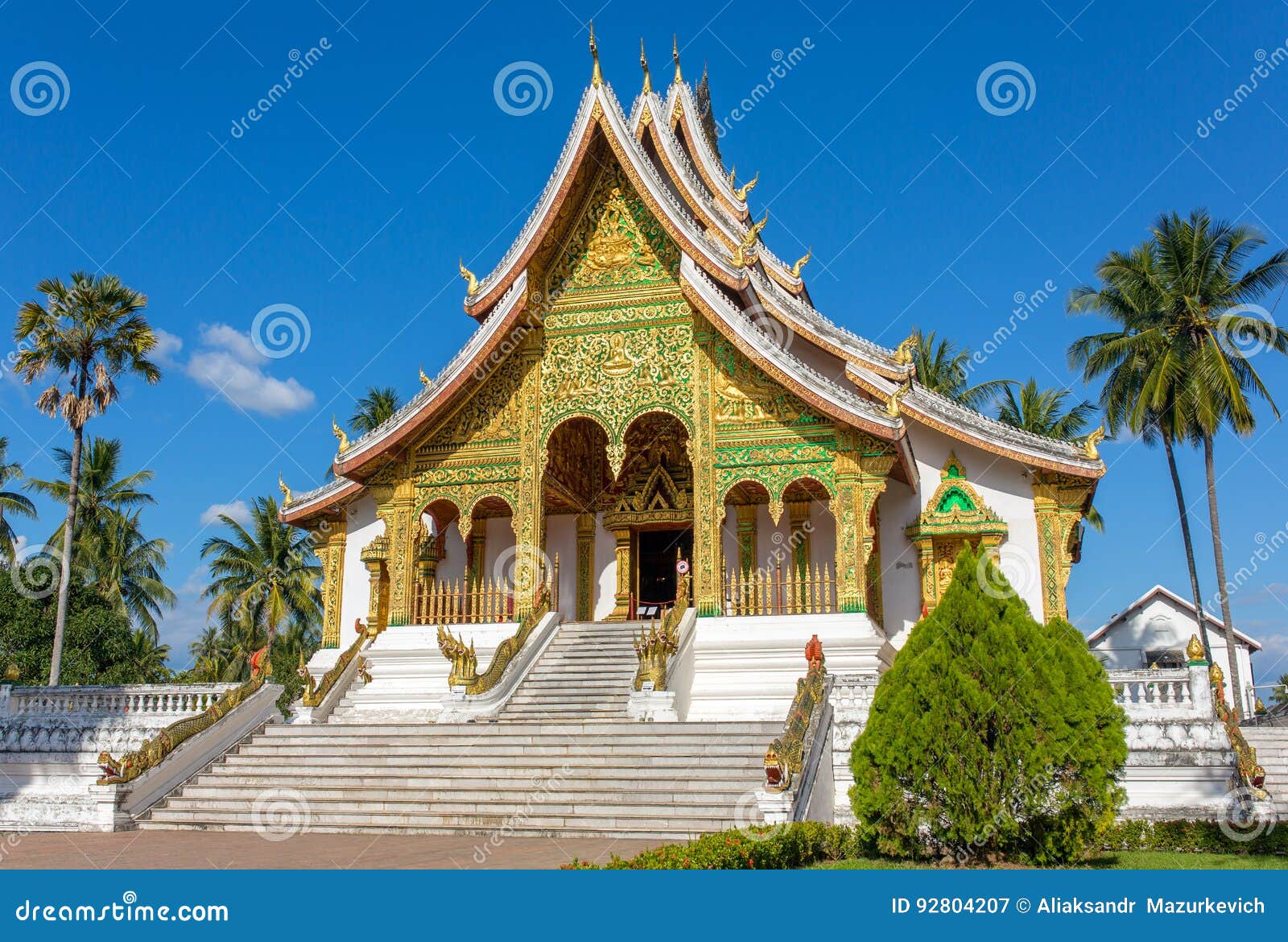 Haw Pha Bang Temple in Luang Prabang Editorial Photography - Image of ...