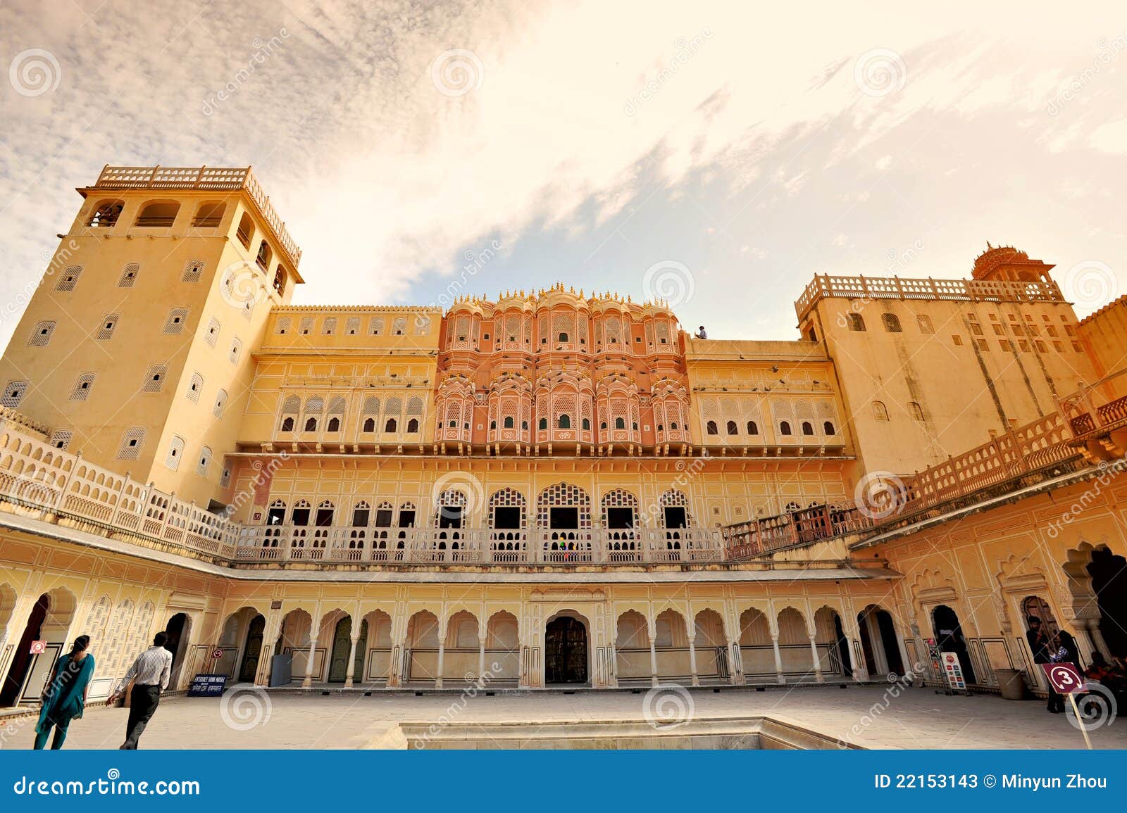 Hawa Mahal, Jaipur, India. editorial stock photo. Image of front - 22153143