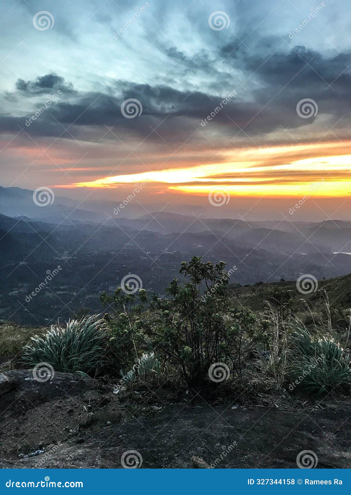 Hawagala Cloudy Mountain at Balangoda. Stock Photo - Image of plateau ...