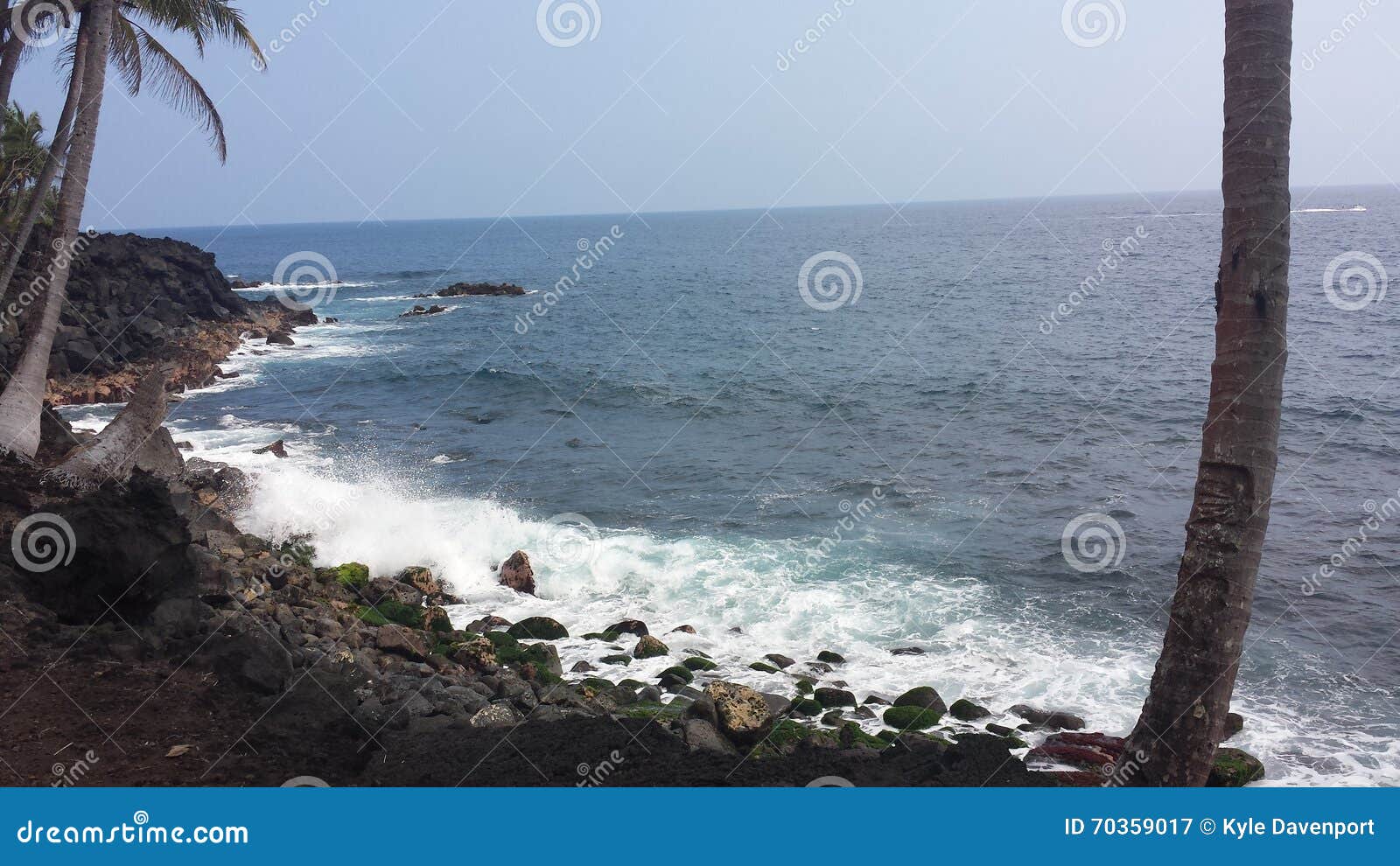 Hawaii beach stock image. Image of hawaiian, beach, rocks - 70359017