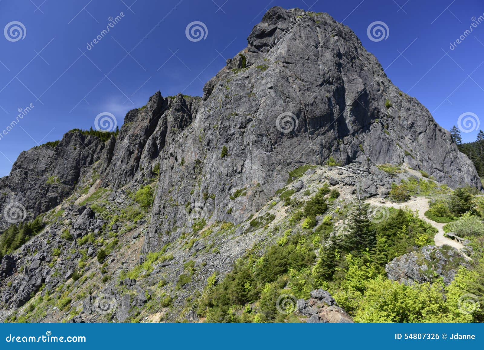 The Haystack of Mount Si, USA Stock Photo - Image of scenic, leisure ...