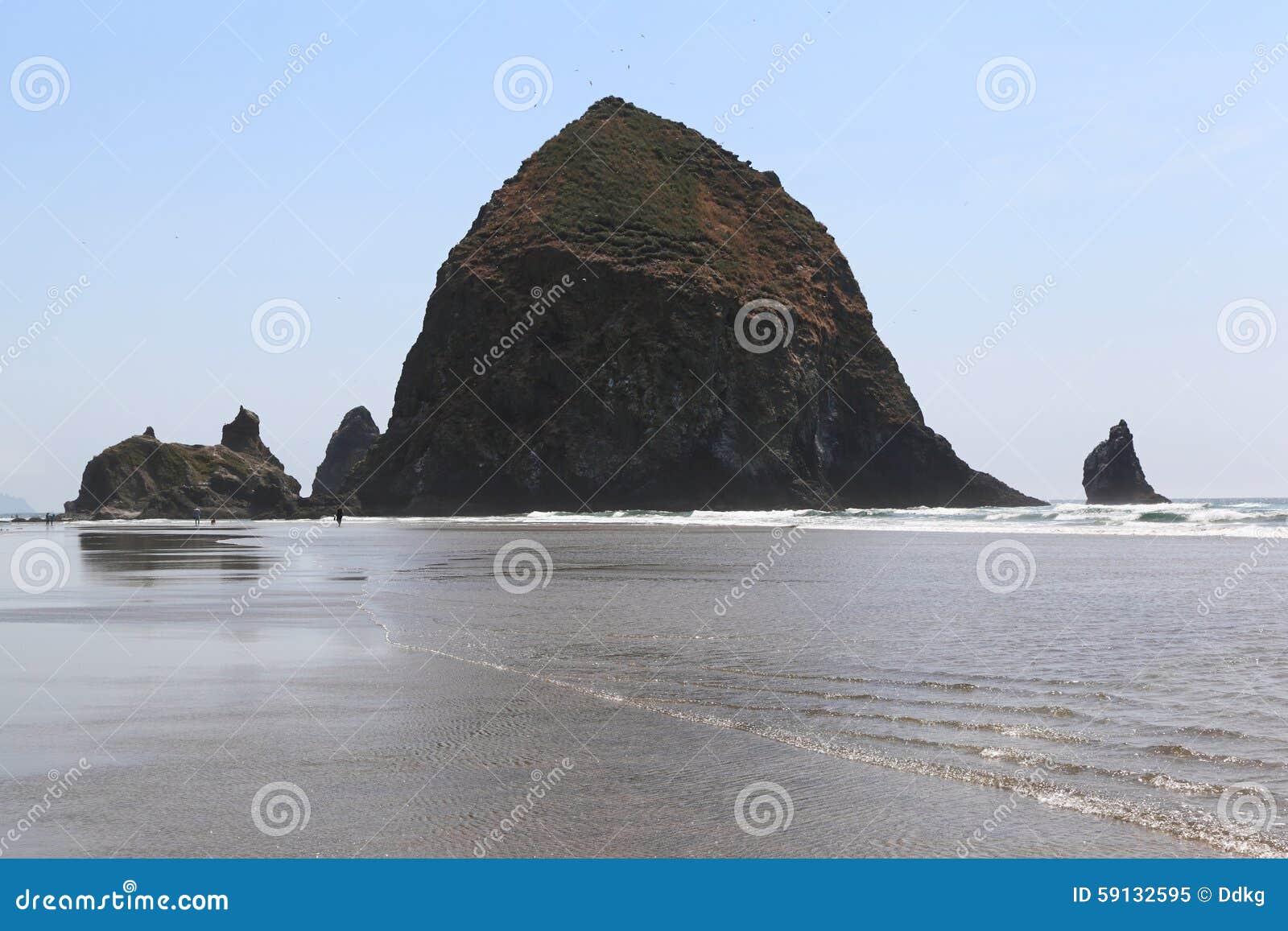 Haystack Rock stock image. Image of america, landmark - 59132595
