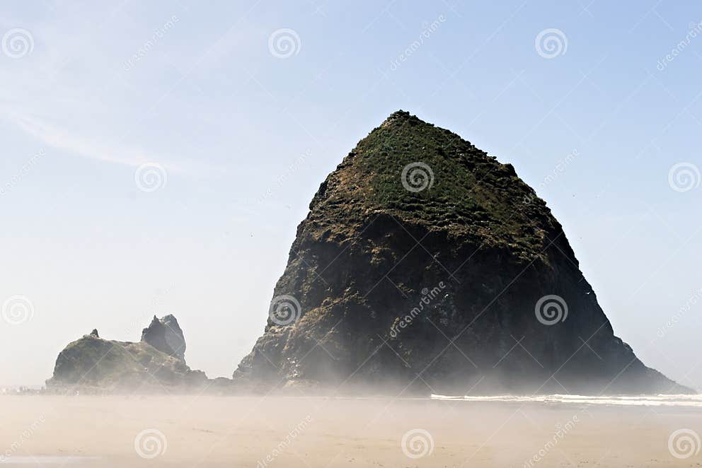 Haystack Rock stock image. Image of rocks, oregon, photograph - 43032865