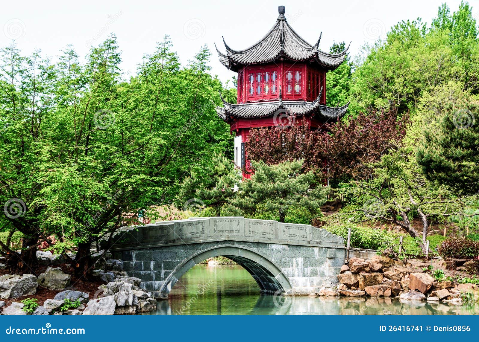 HDR-image Chinese temple stock illustration. Illustration of populated ...
