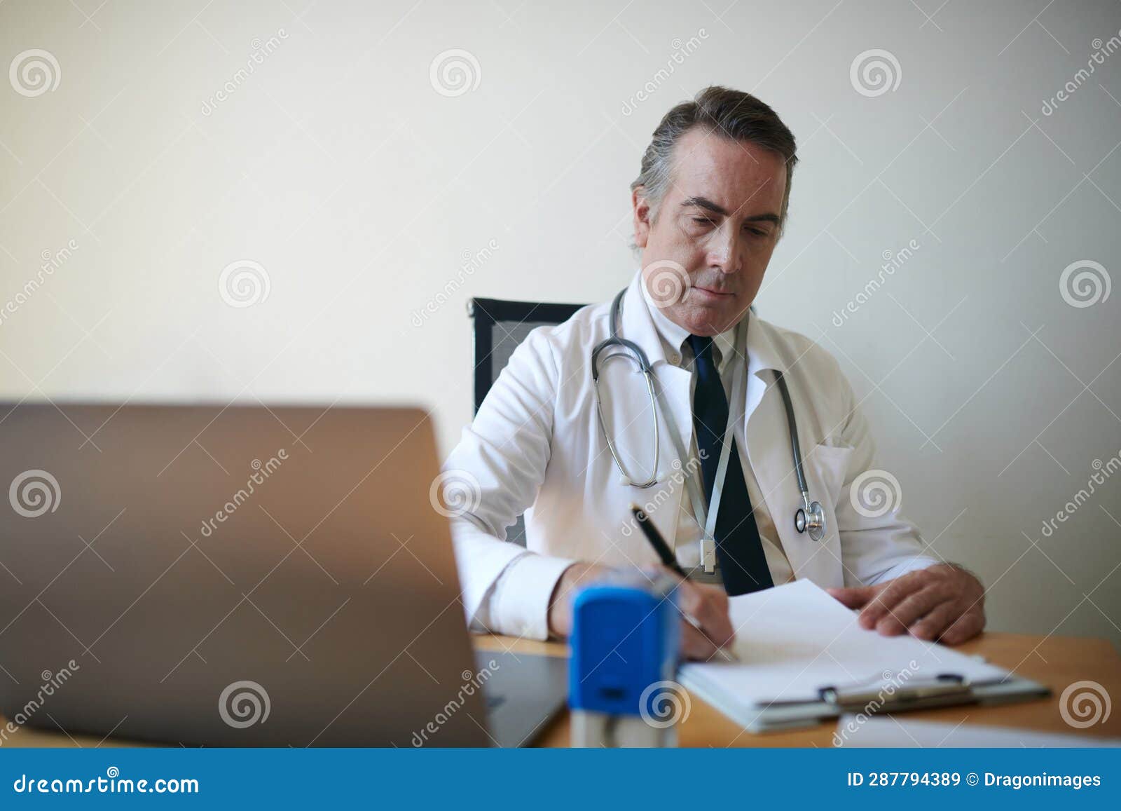 Head of Hospital Signing Contracts Stock Image - Image of expertise ...