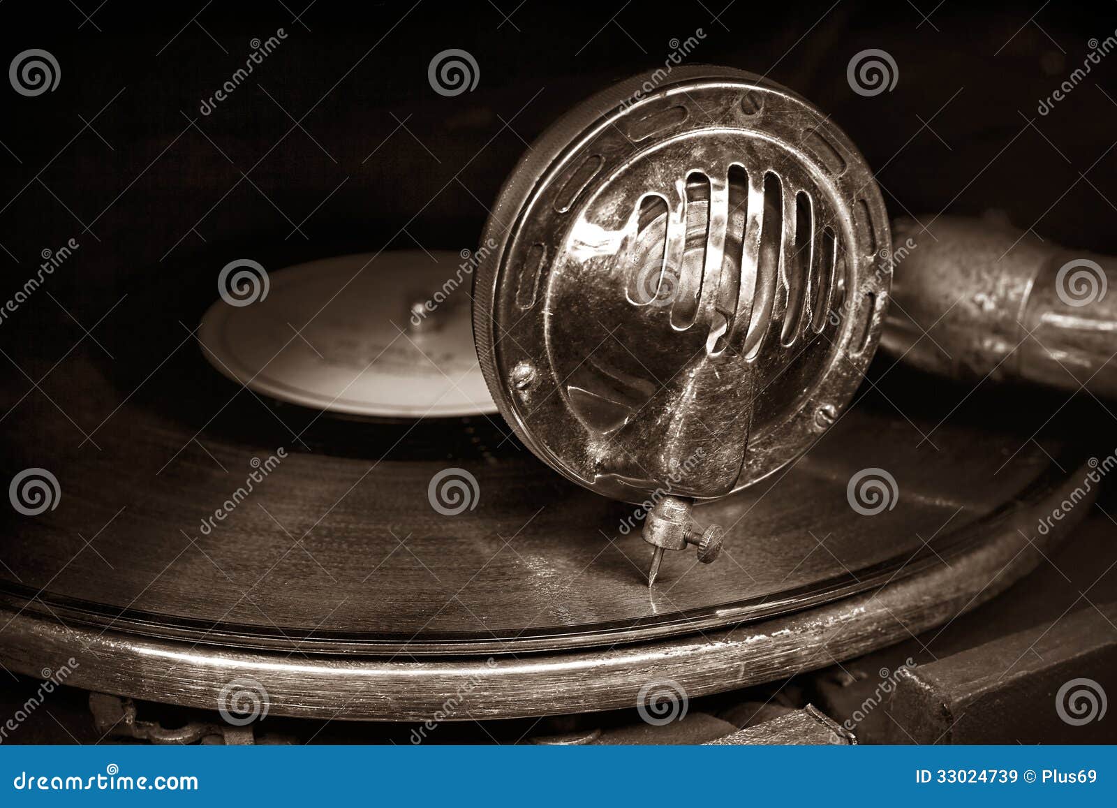 6,488 Disc Needle Stock Photos - Free & Royalty-Free Stock Photos from ...