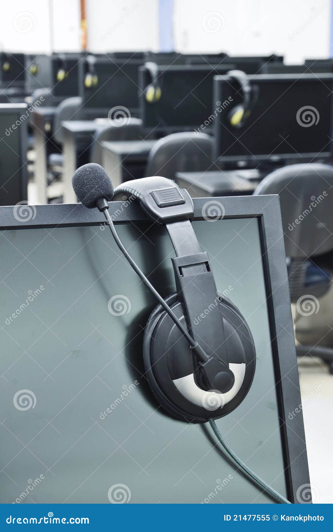 Head phone stock image. Image of high, headphone, contacting - 21477555