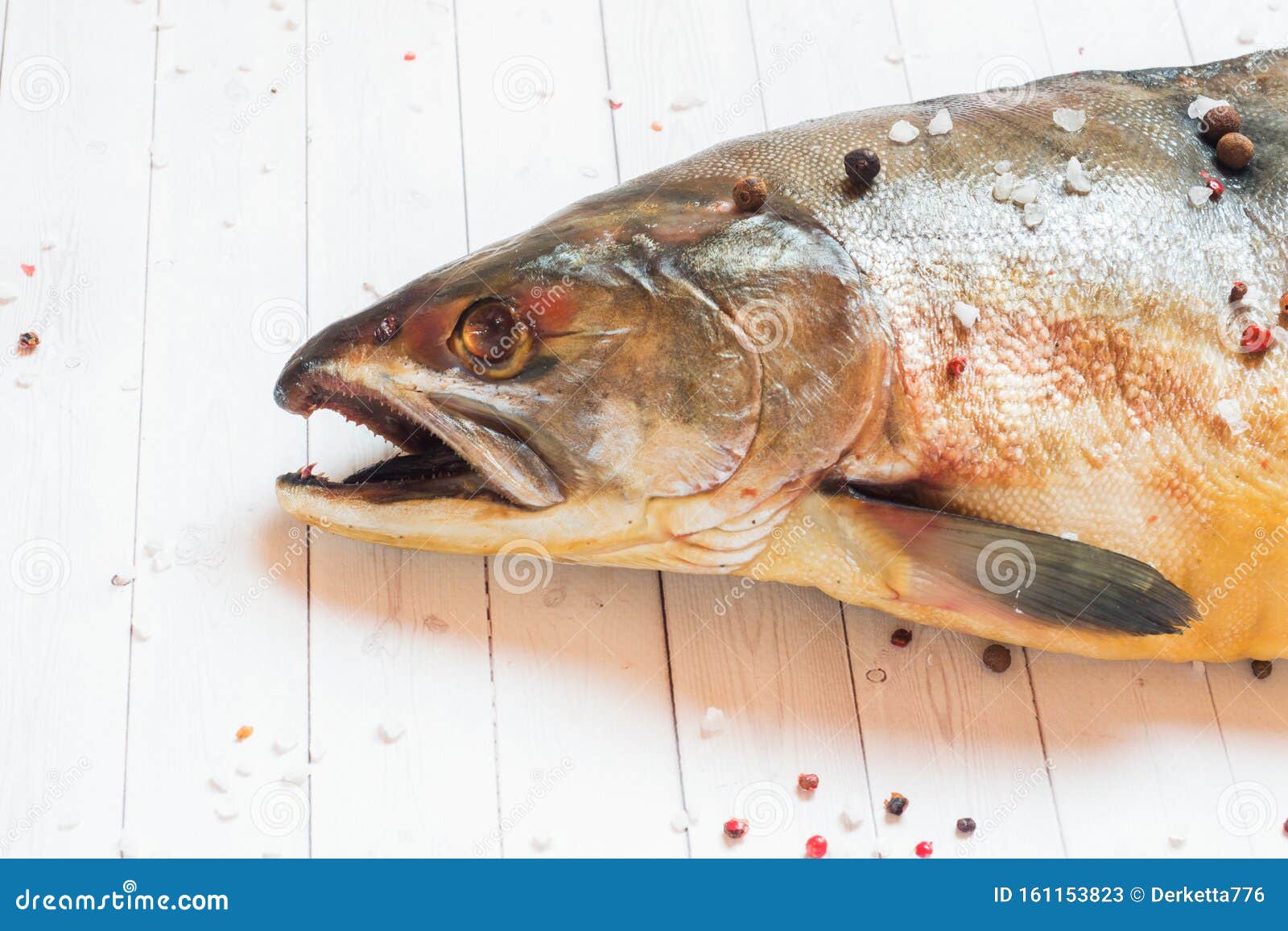 Head Raw Humpback Fish with Spices on a Light Table Stock Image - Image ...