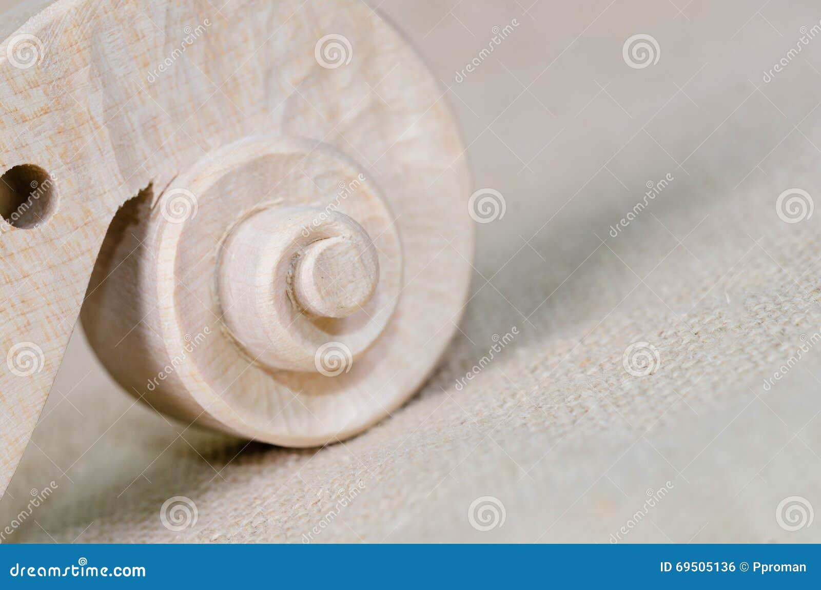 Head of Violin and Wood Texture Stock Photo - Image of colorful, head ...