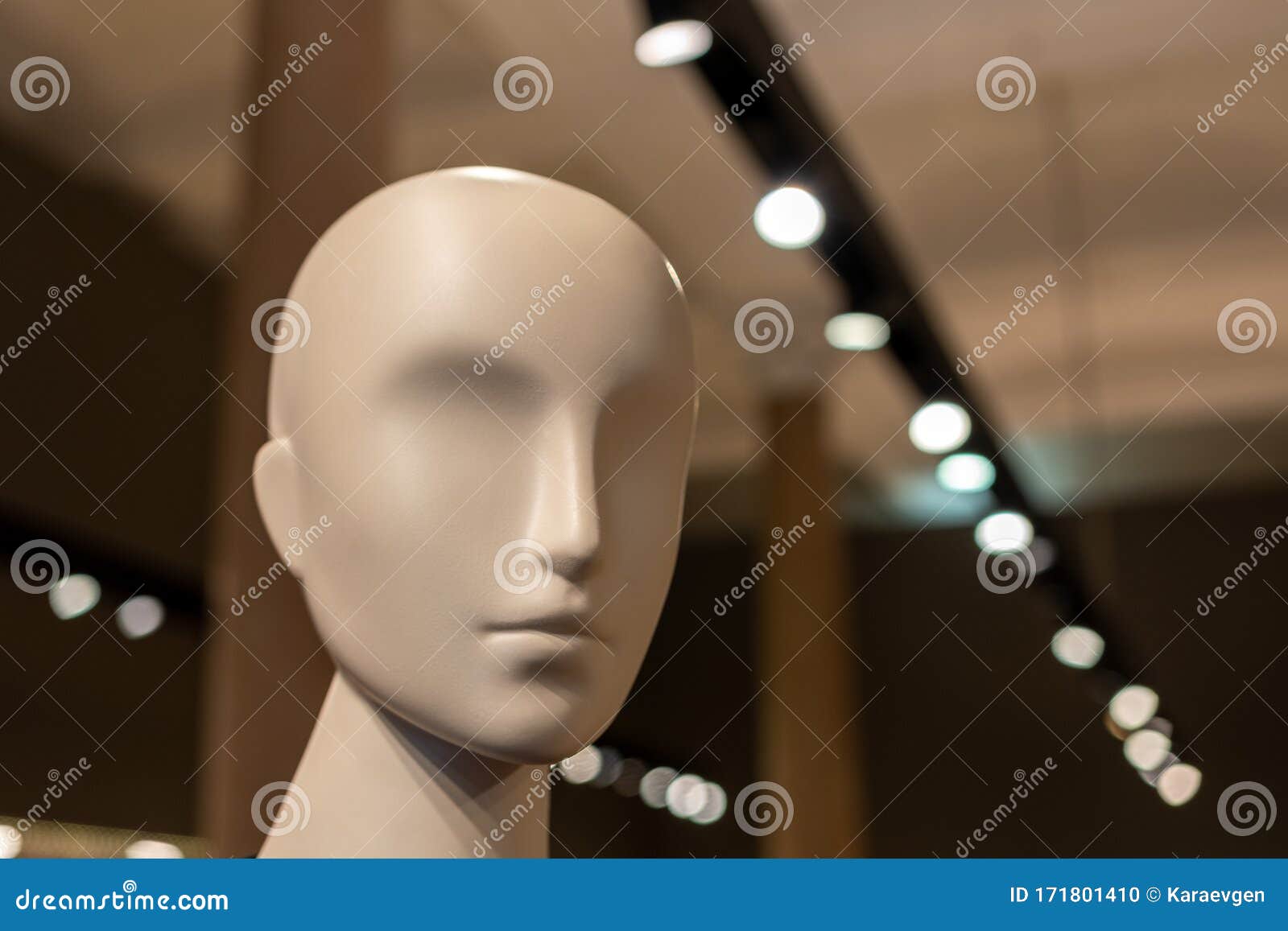 Head of a White Mannequin in the Store. Faceless Girl Stock Photo ...