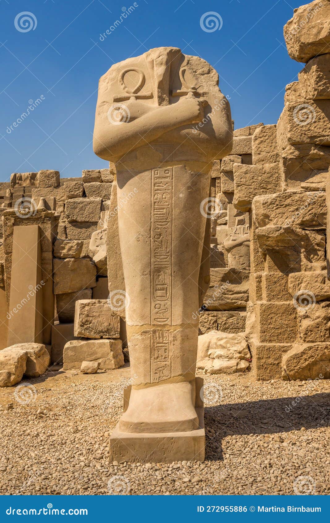 Headless Statue of a Pharaoh Holding Ankh Crosses in Both Hands Stock ...