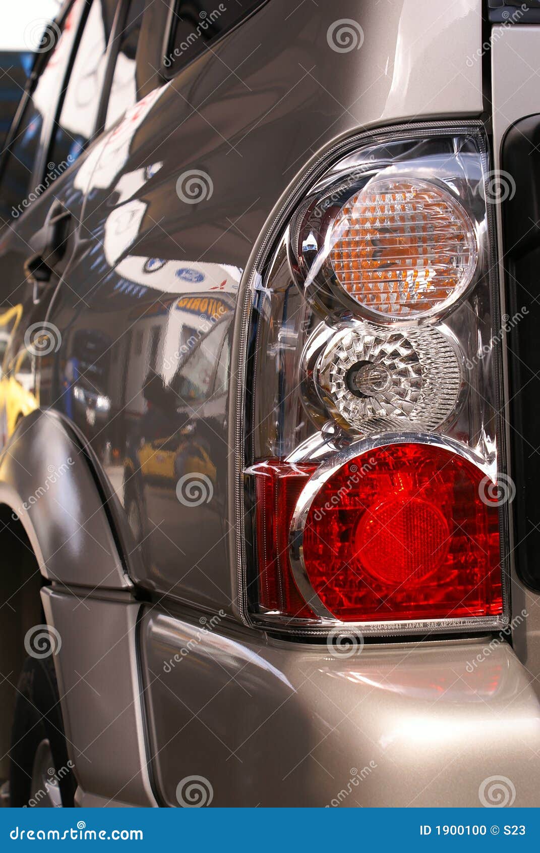 Tyre Light Bulb Stock Photos - Free & Royalty-Free Stock Photos from ...