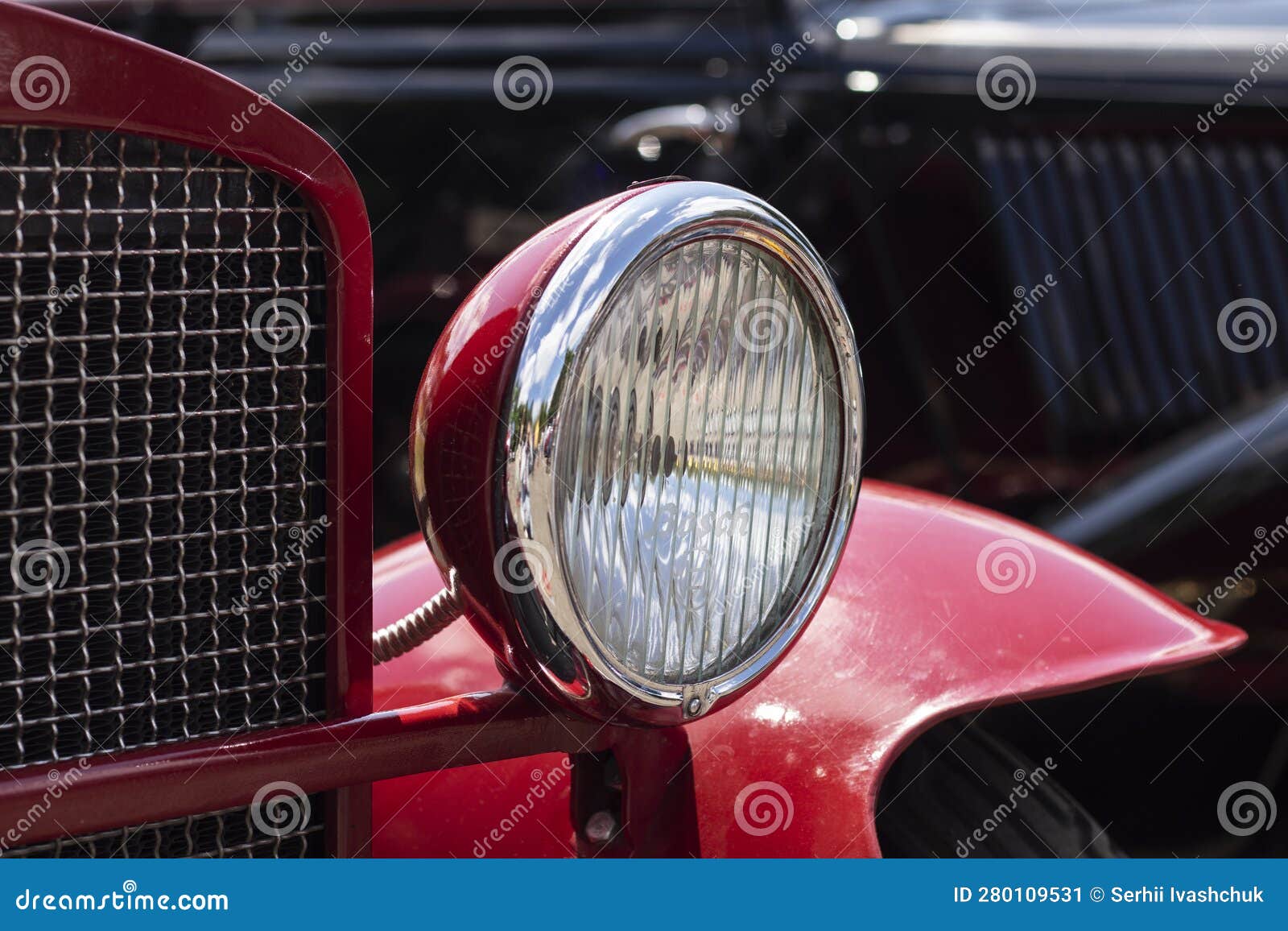 Headlight on a Red Retro Car. Stock Image - Image of classic, design ...