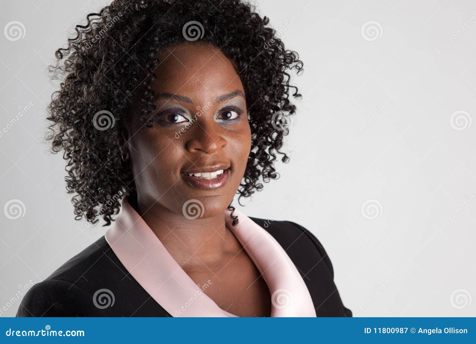 Headshot of smiling woman stock image. Image of beauty - 11800987