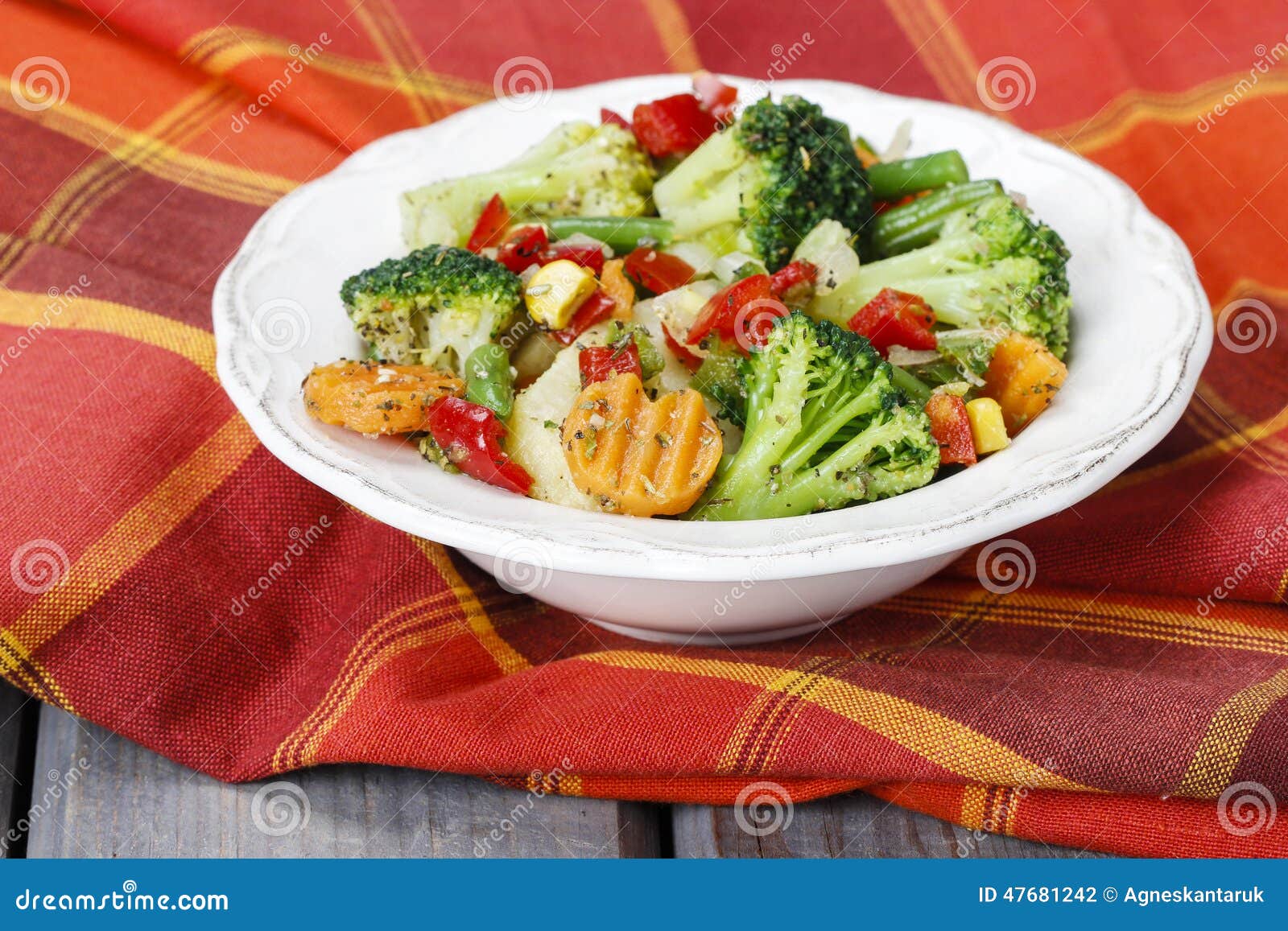 Healthy Breakfast: Vegetable Salad Stock Photo - Image of menu, healthy ...