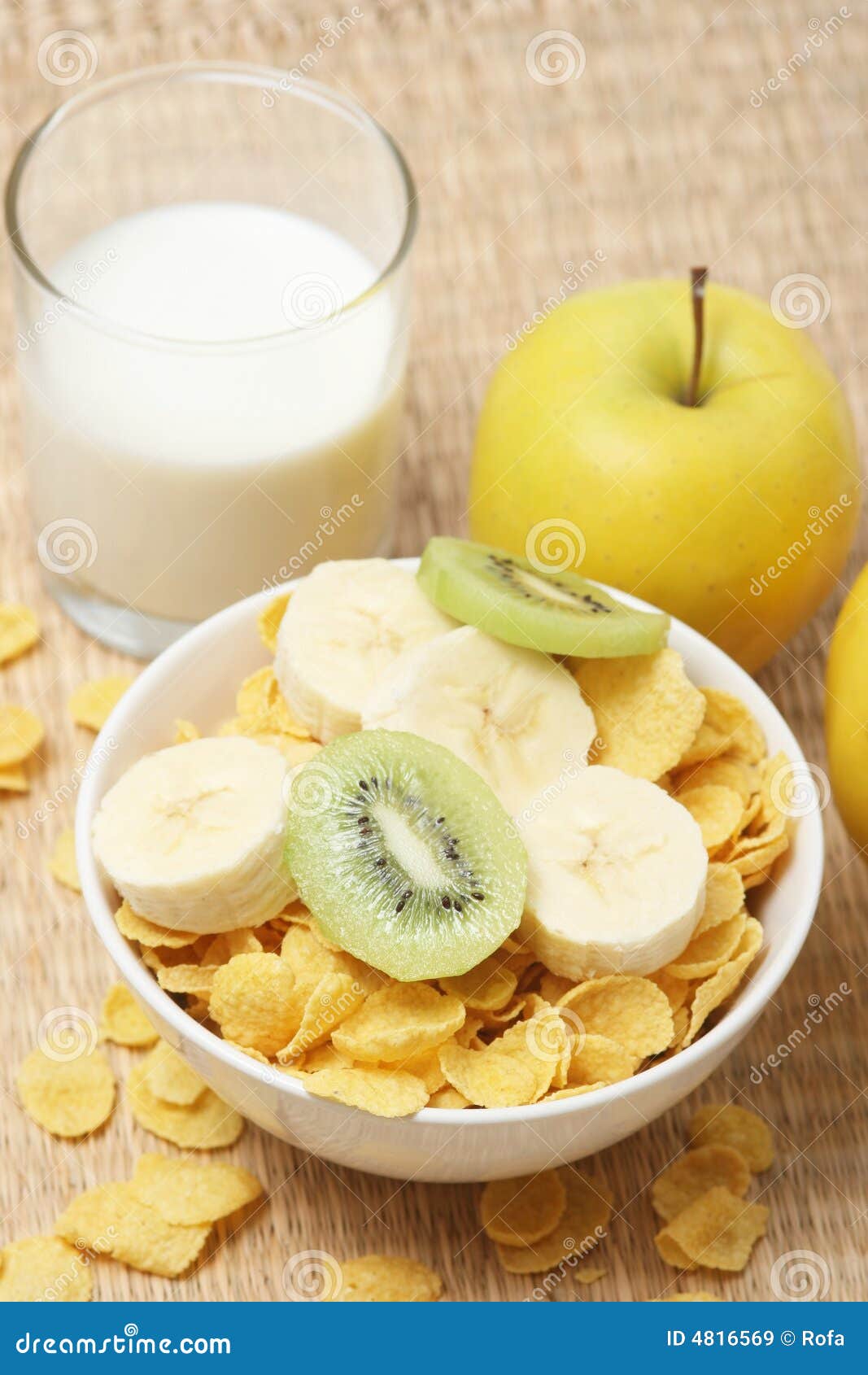 Healthy diet stock image. Image of kiwi, snack, apple - 4816569