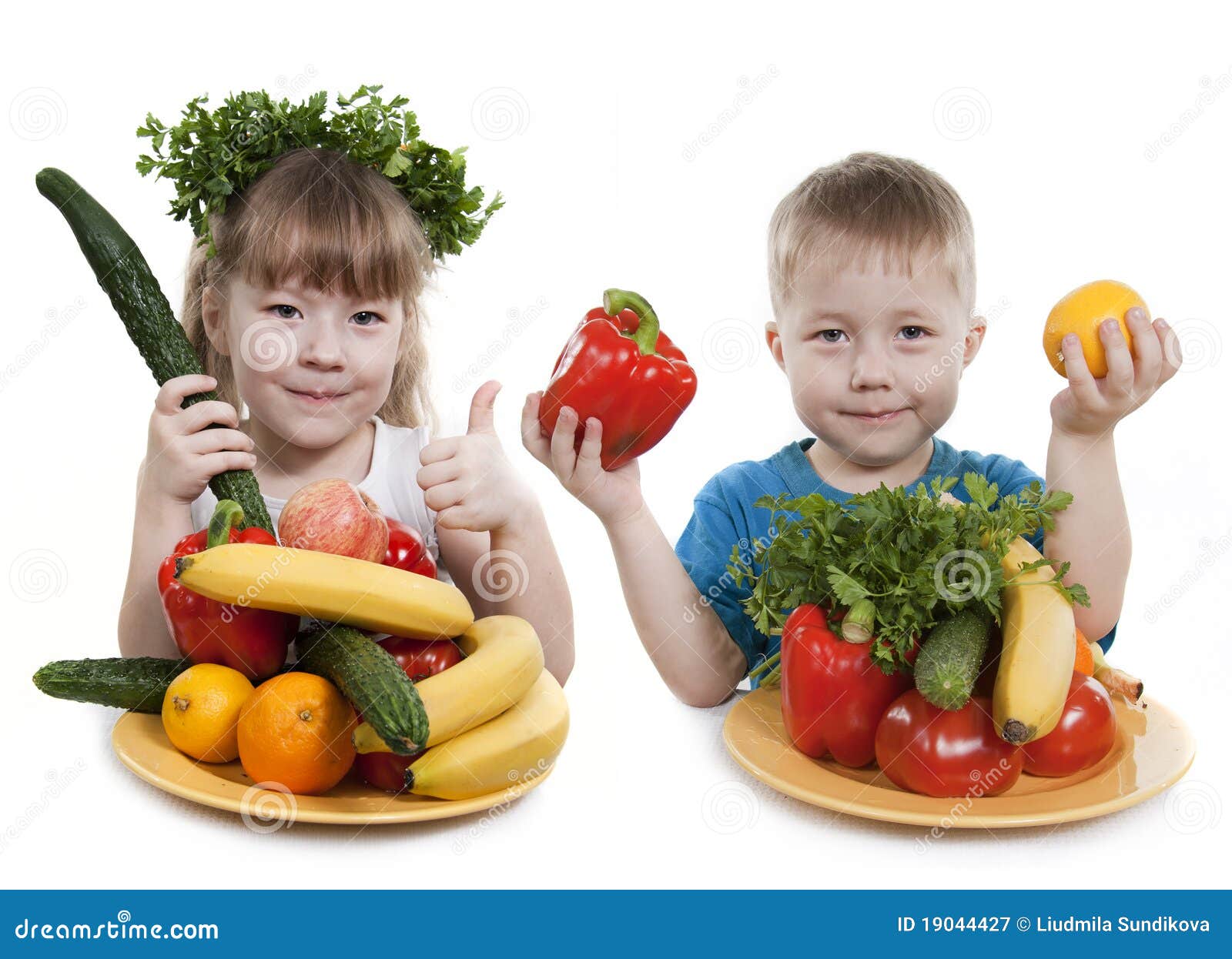 Children Healthy Lifestyle Concept - Group Of Sportive Of Teenage Girls ...