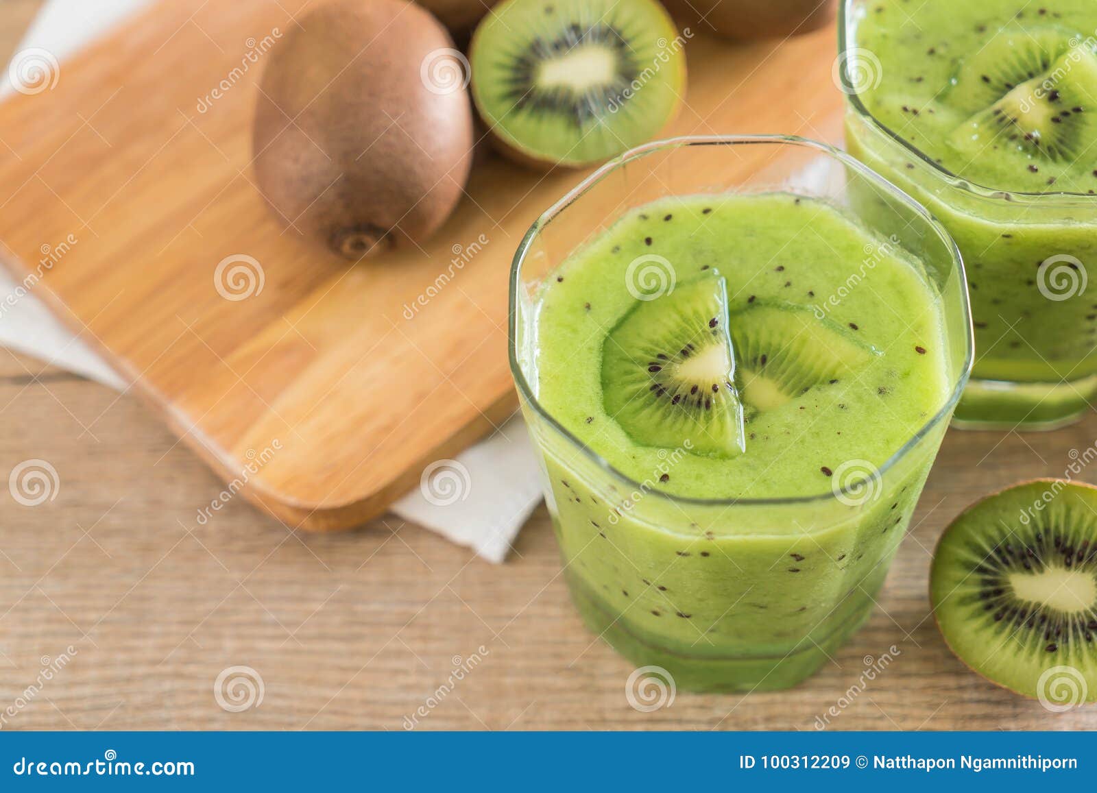 Healthy Fresh Kiwi Smoothie In Glass Stock Image Image Of Freshness