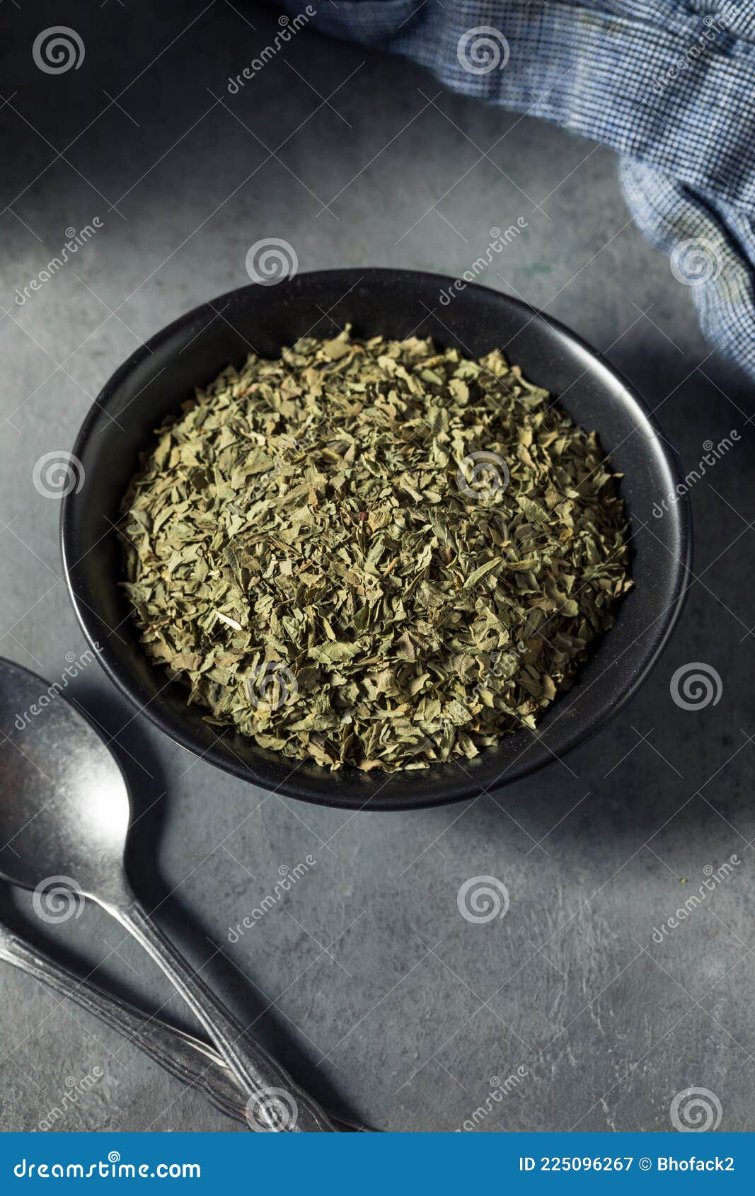 Healthy Organic Dried Basil Spice Stock Image - Image of organic ...