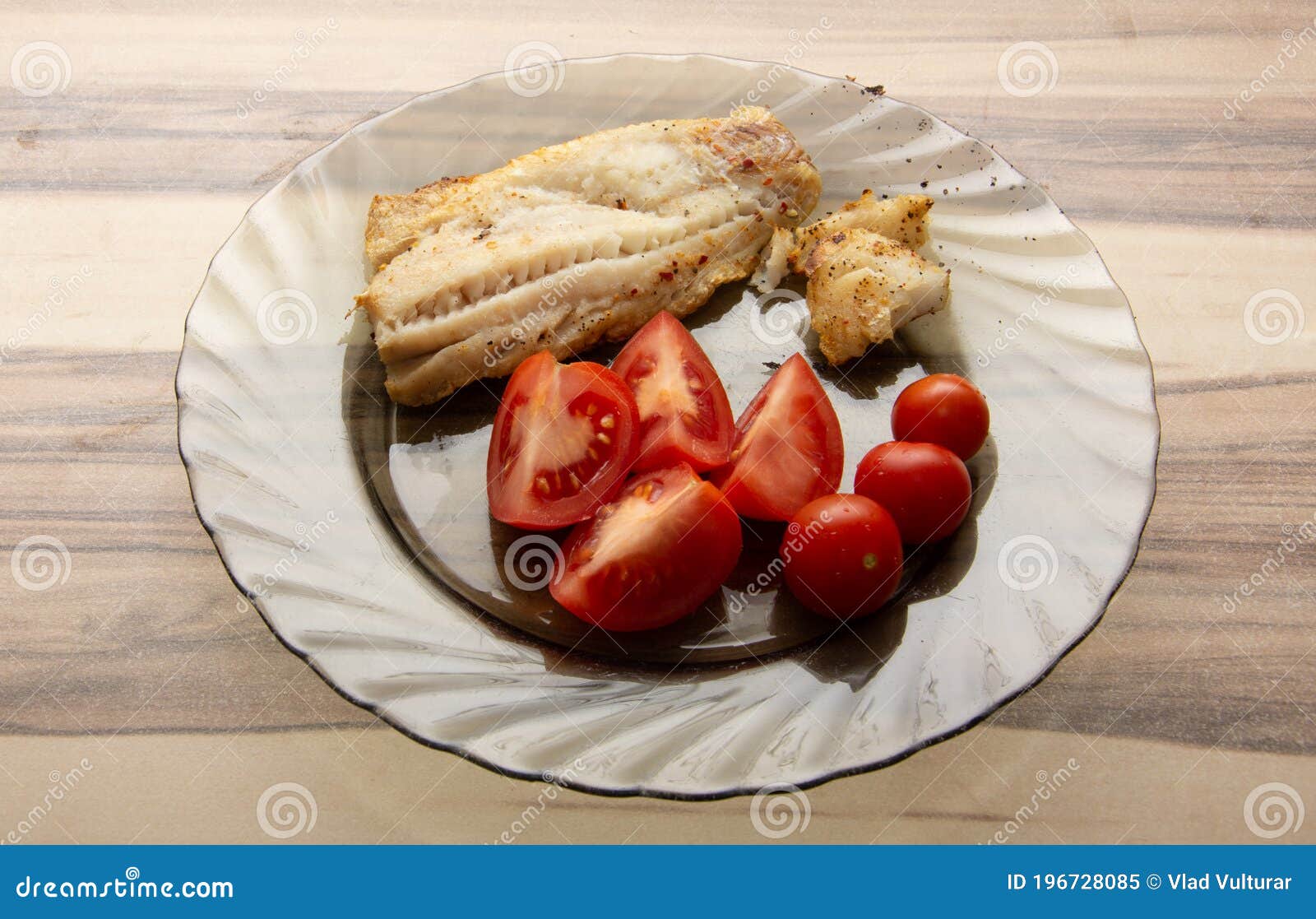 Healthy Plate of Spiced Fish and Tomatoes Stock Image - Image of cherry ...