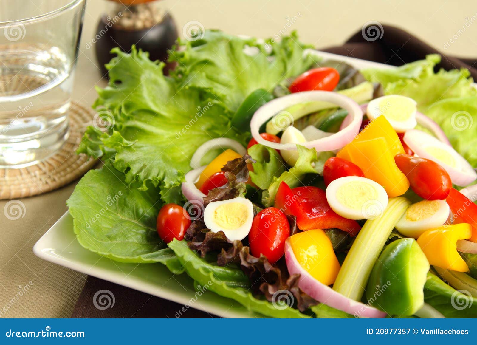 Healthy Salad with Quail Eggs Stock Image - Image of lettuce, eggs ...