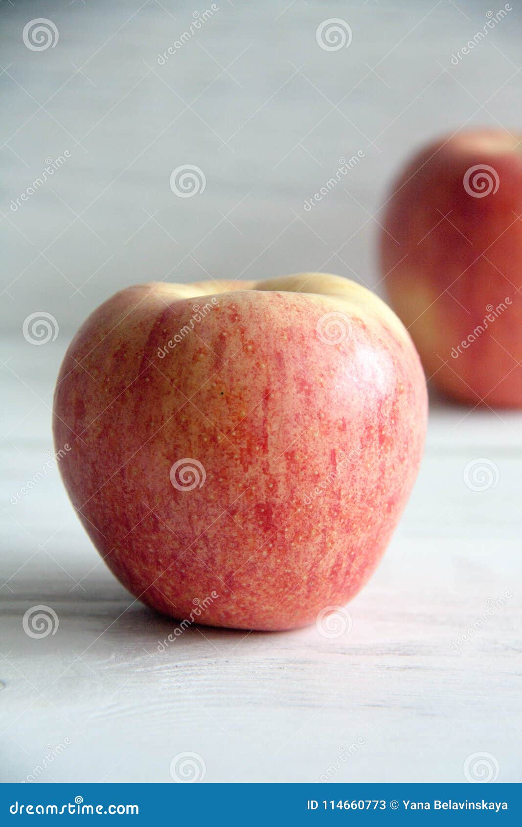 Fresh big apples stock image. Image of delicious, delight - 114660773
