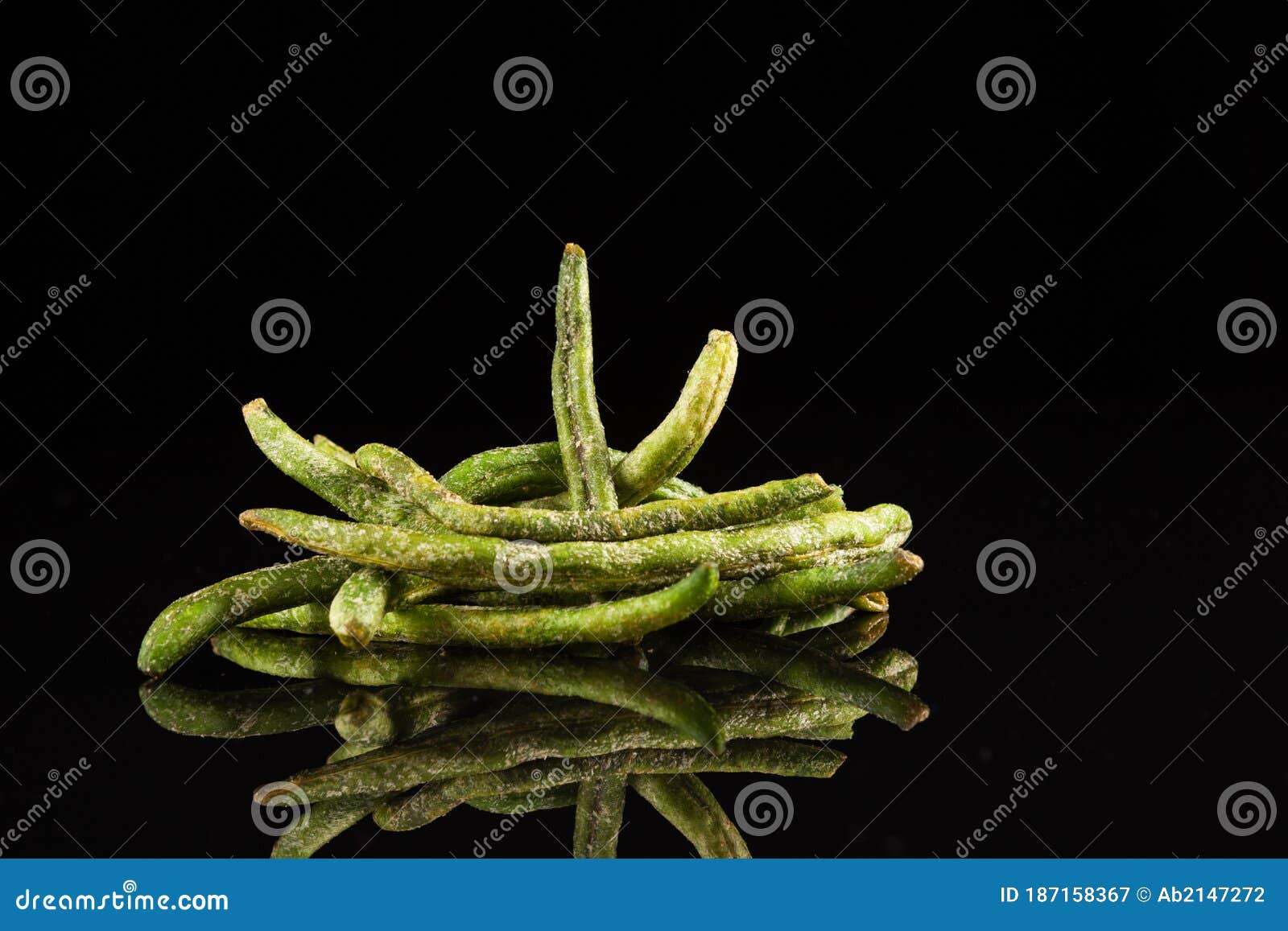 Healthy Vegetable Snack of Green String Beans. Crispy, Dried Vegetables ...