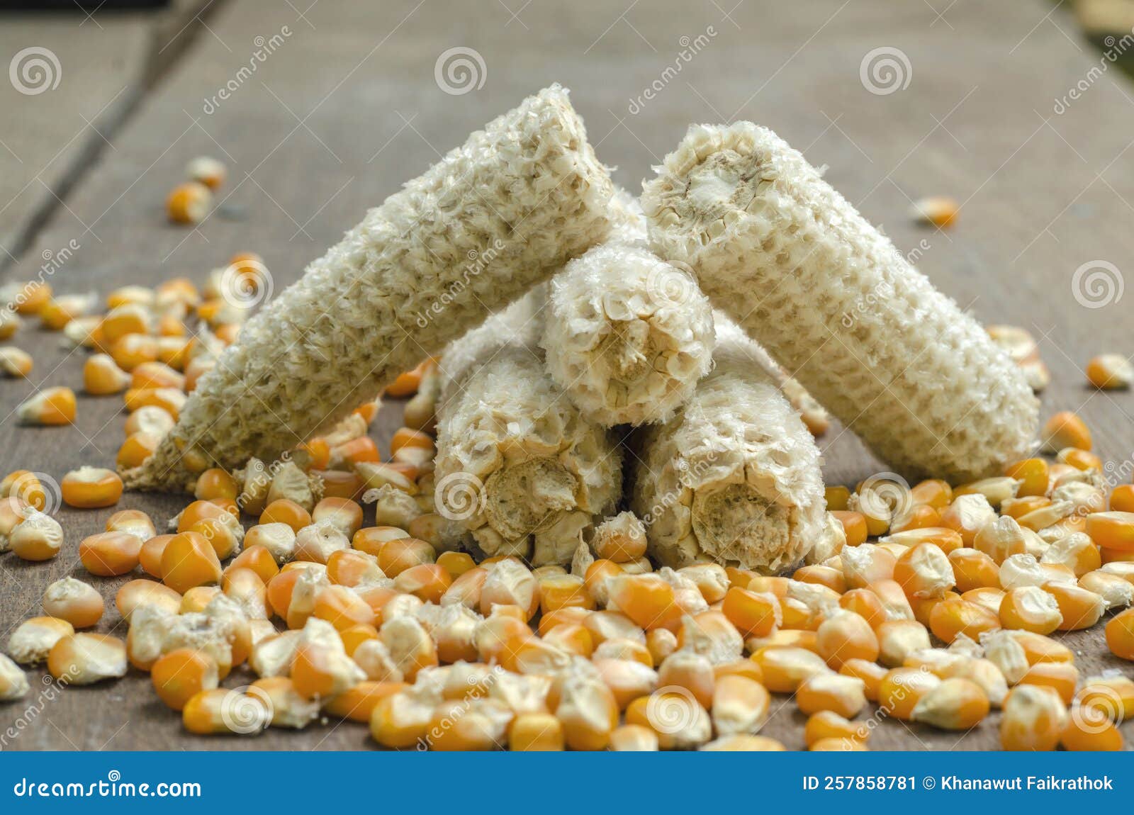 Heap of Cob and Kernels Corn on Wood Stock Image - Image of pattern ...