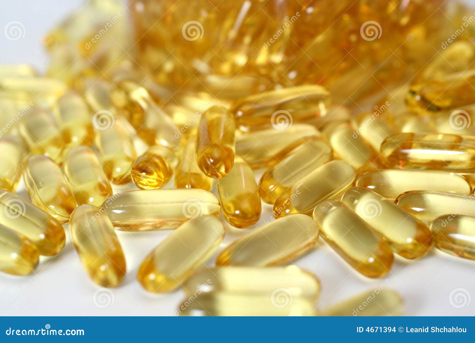 Heap of gold boluses stock photo. Image of healthcare - 4671394