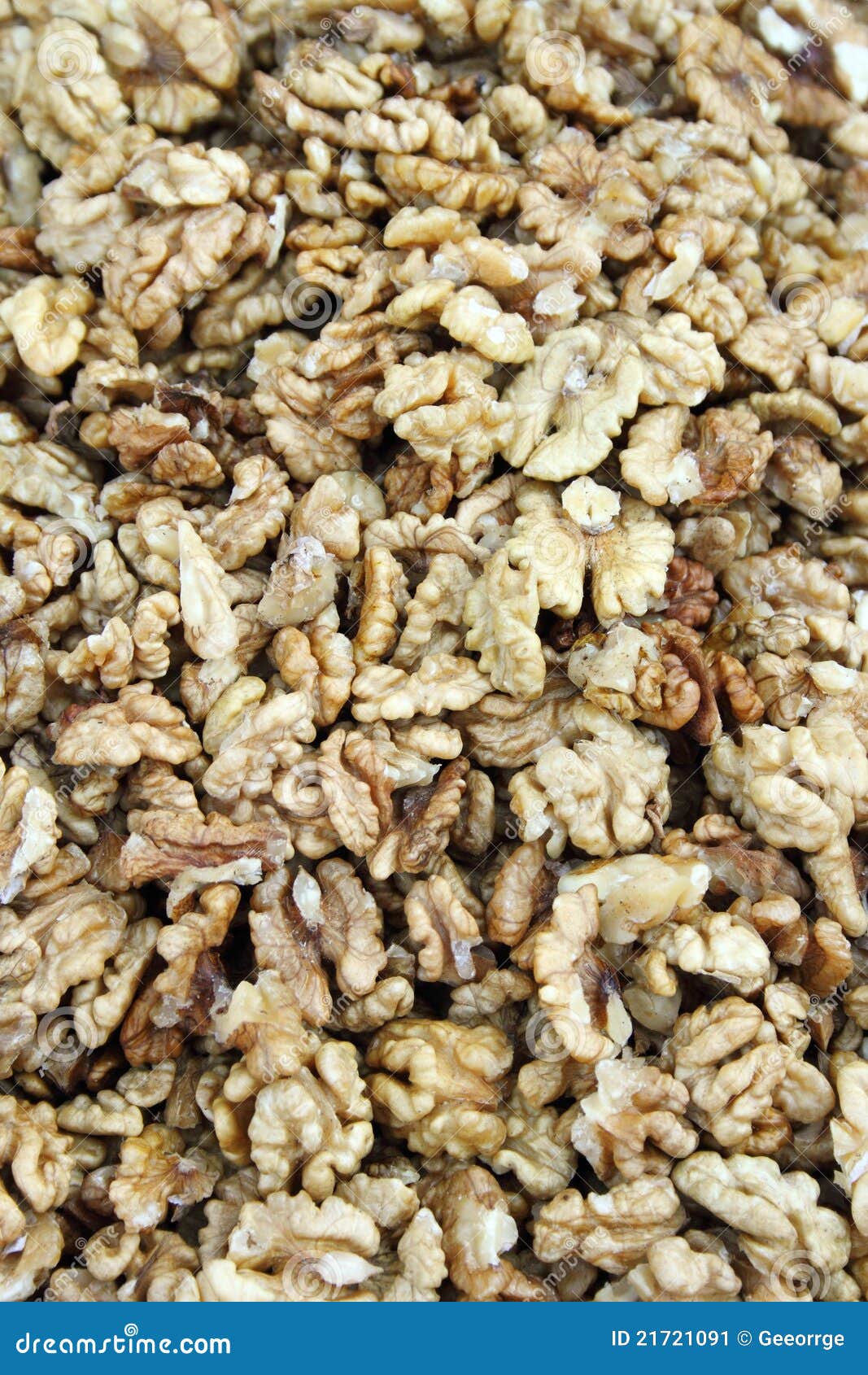 Heap of walnuts stock image. Image of appetizers, nutrient - 21721091
