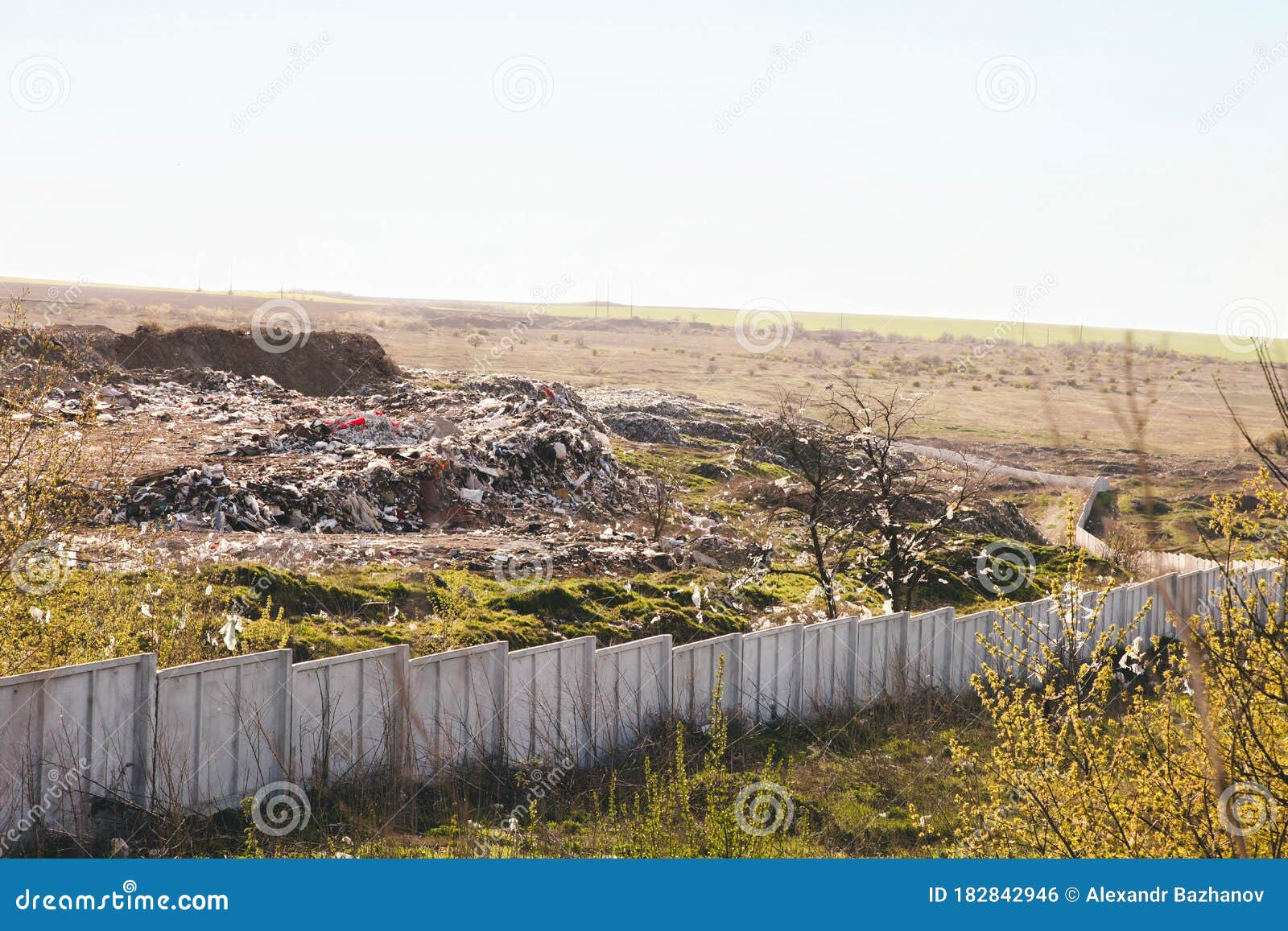 Heaps of Garbage in a Landfill Stock Photo - Image of fence, horizon ...