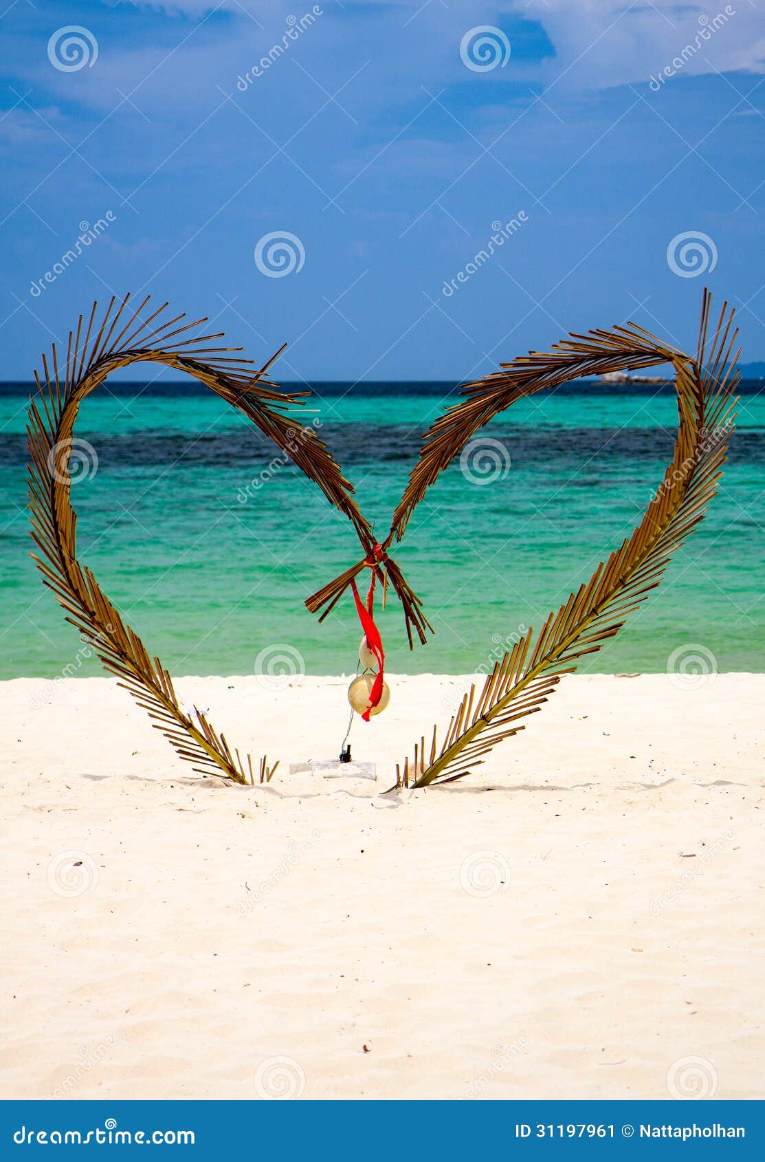 Heart on the beach stock image. Image of beautiful, beauty - 31197961