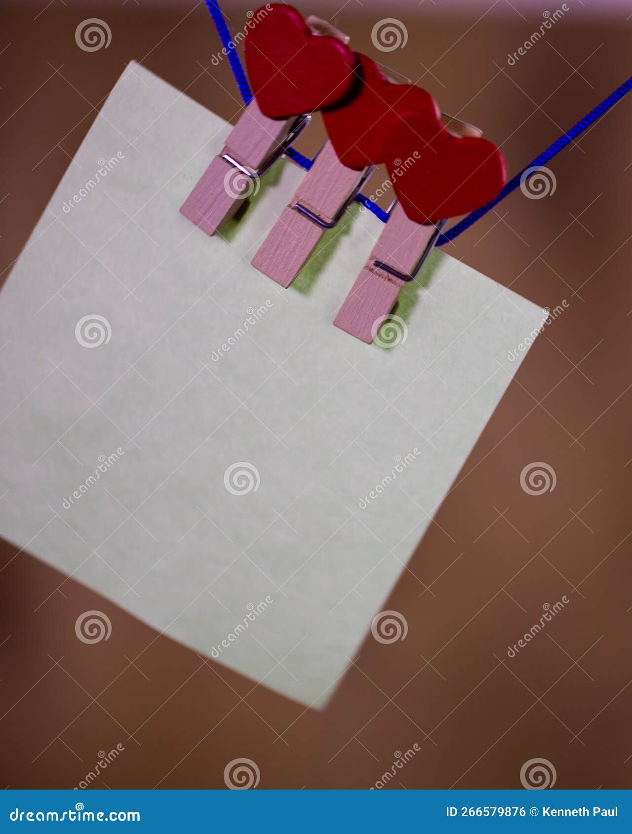 Heart Clothes Peg Holding Note Stock Photo - Image of hang, post: 266579876