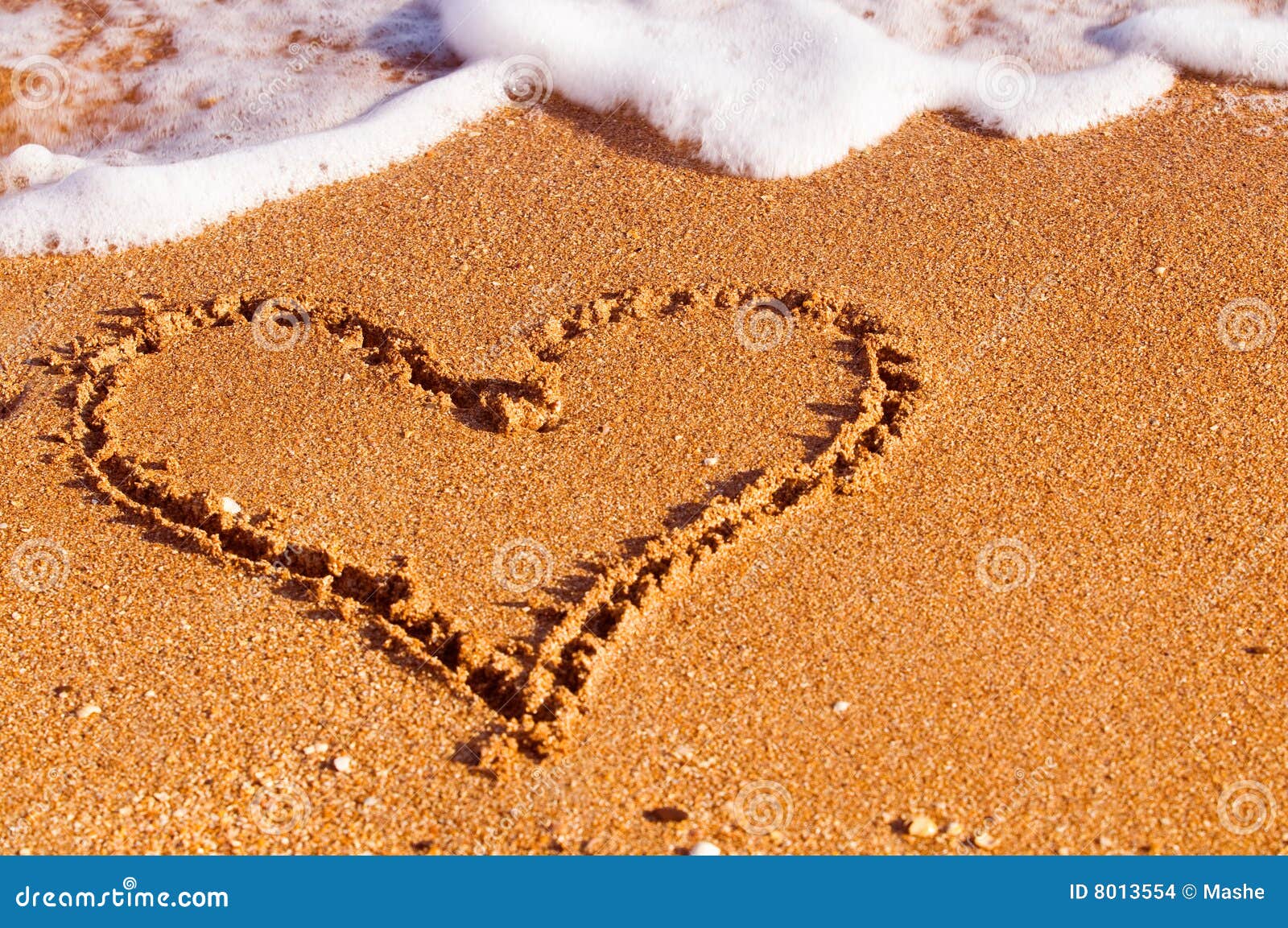 Heart drawn on sand stock photo. Image of seafoam, concept - 8013554